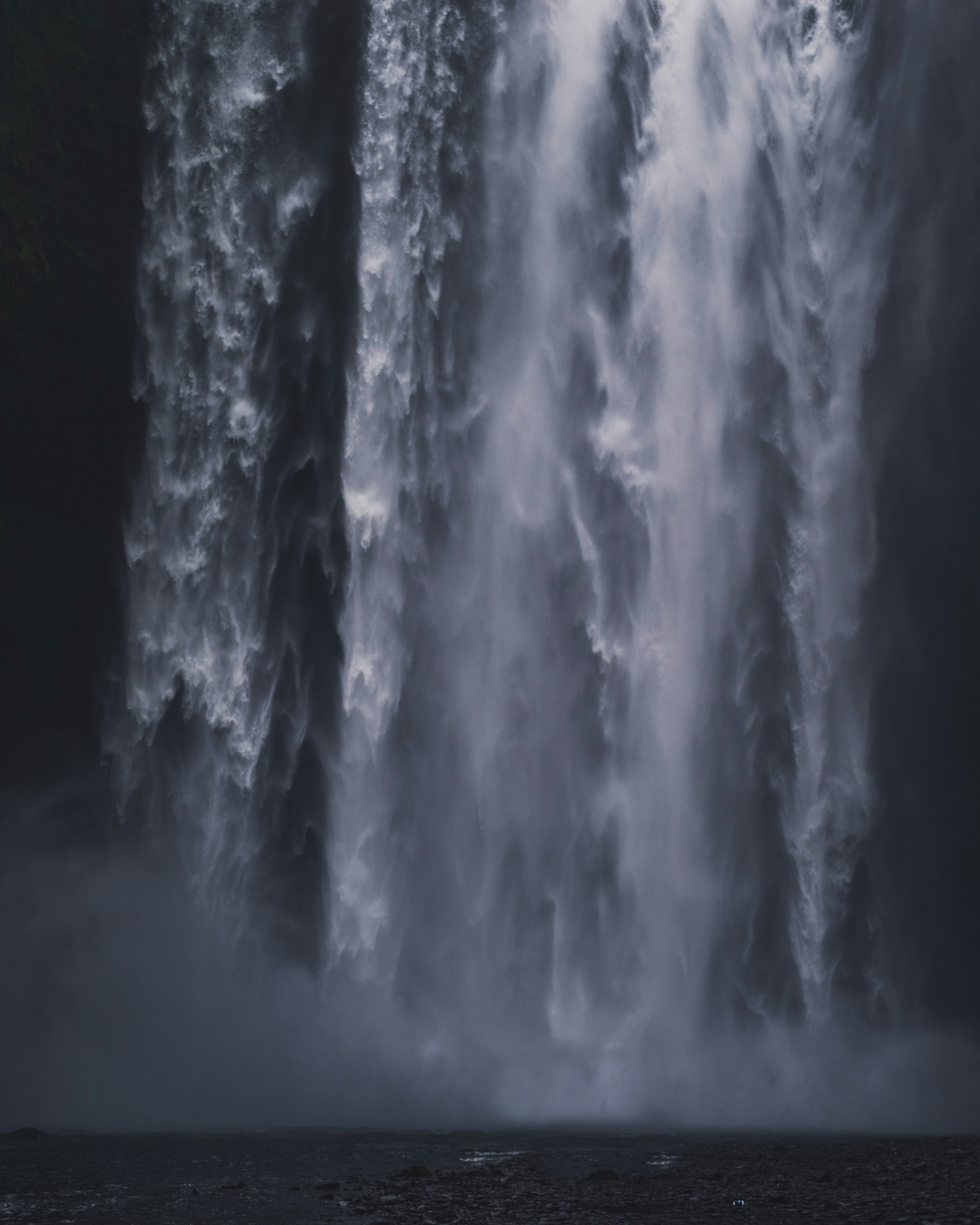 Waterfalls during daytime photo – Free Grey Image on Unsplash