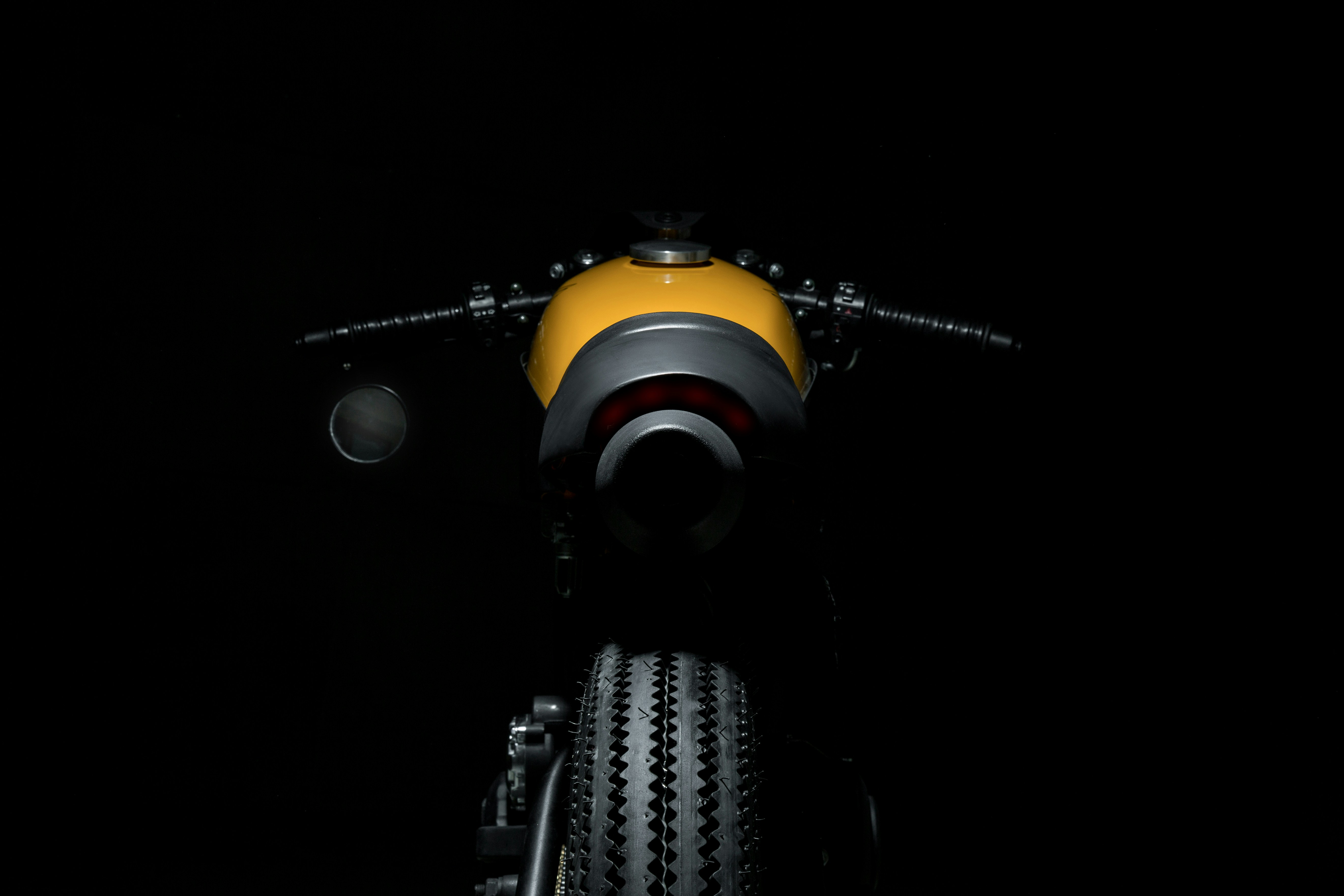 Black and yellow motorcycle photo – Free Motorcycle Image on Unsplash