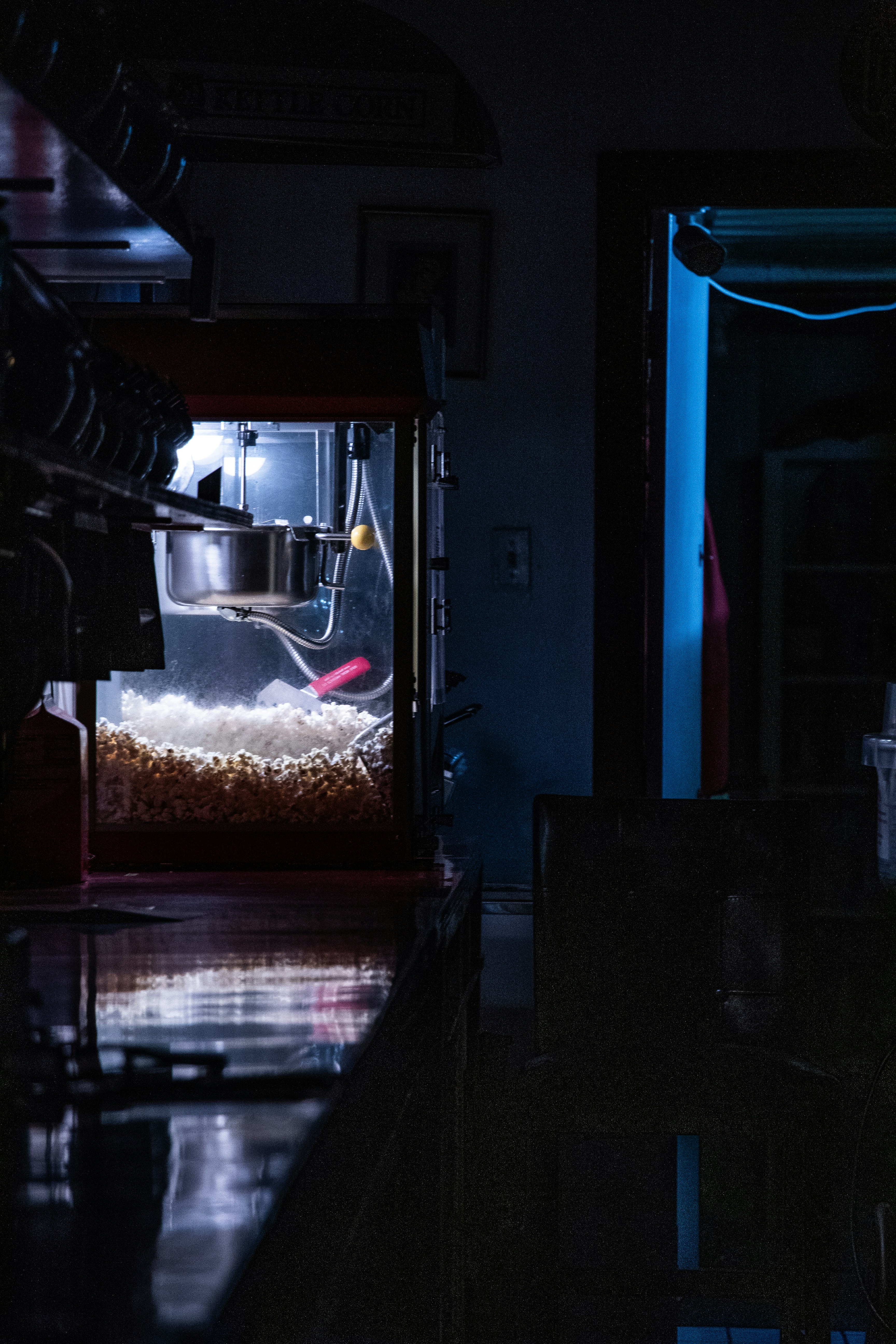 Night at the Snack Studio: Popcorn Machine Glow