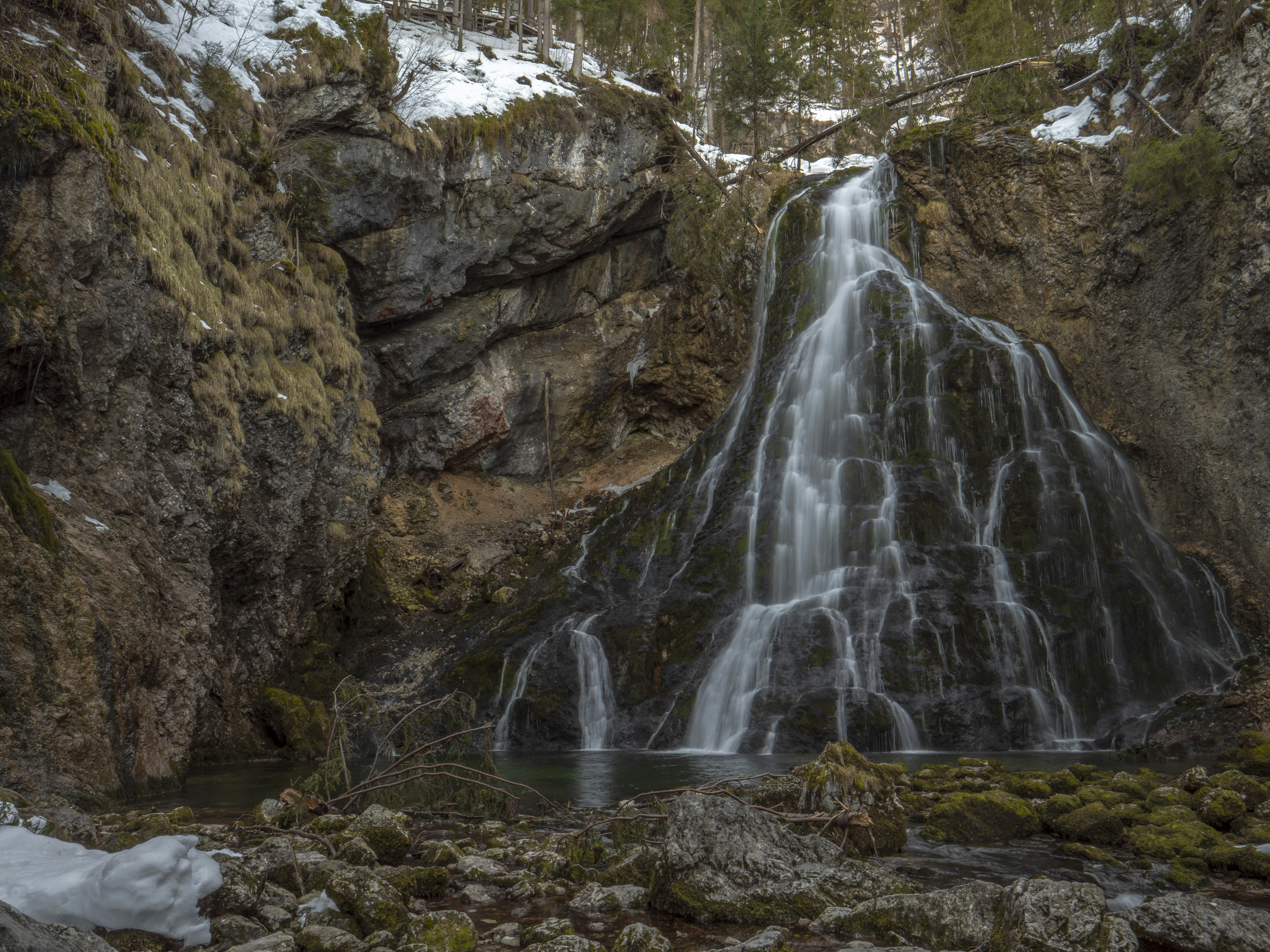 Brown fountain photo – Free Nature Image on Unsplash