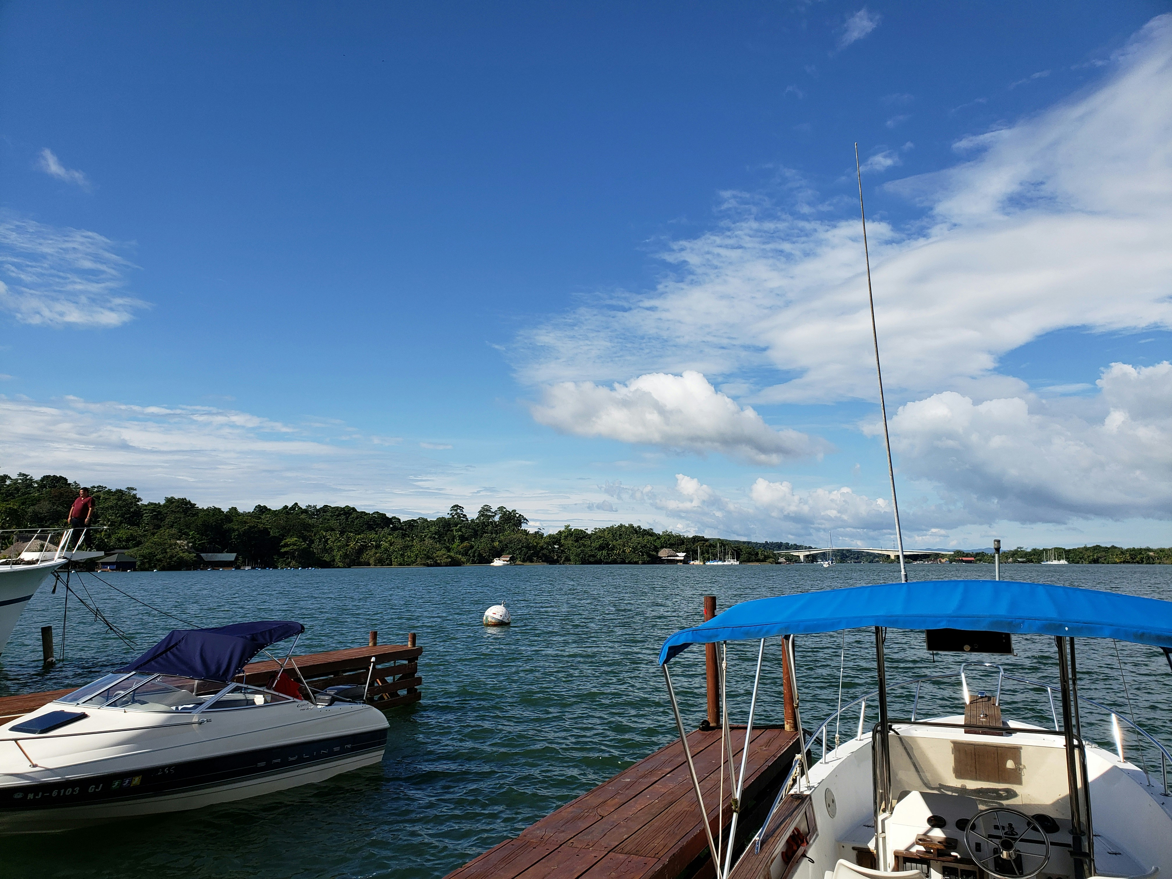 Tranquil Waterside RetreatEnrique Marroquín
