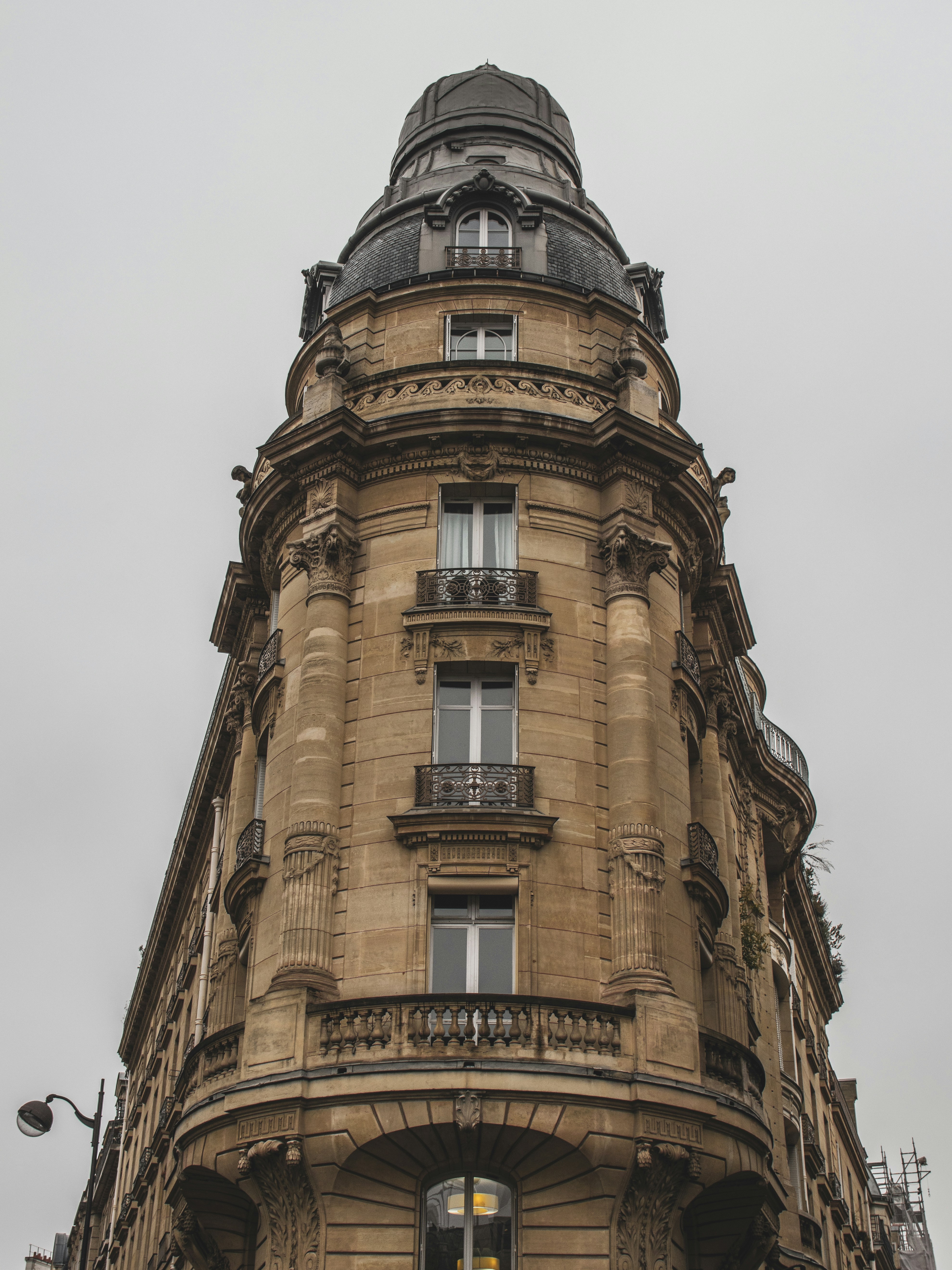 Edificio Haussmanniano Immagini | Scarica immagini gratuite su Unsplash