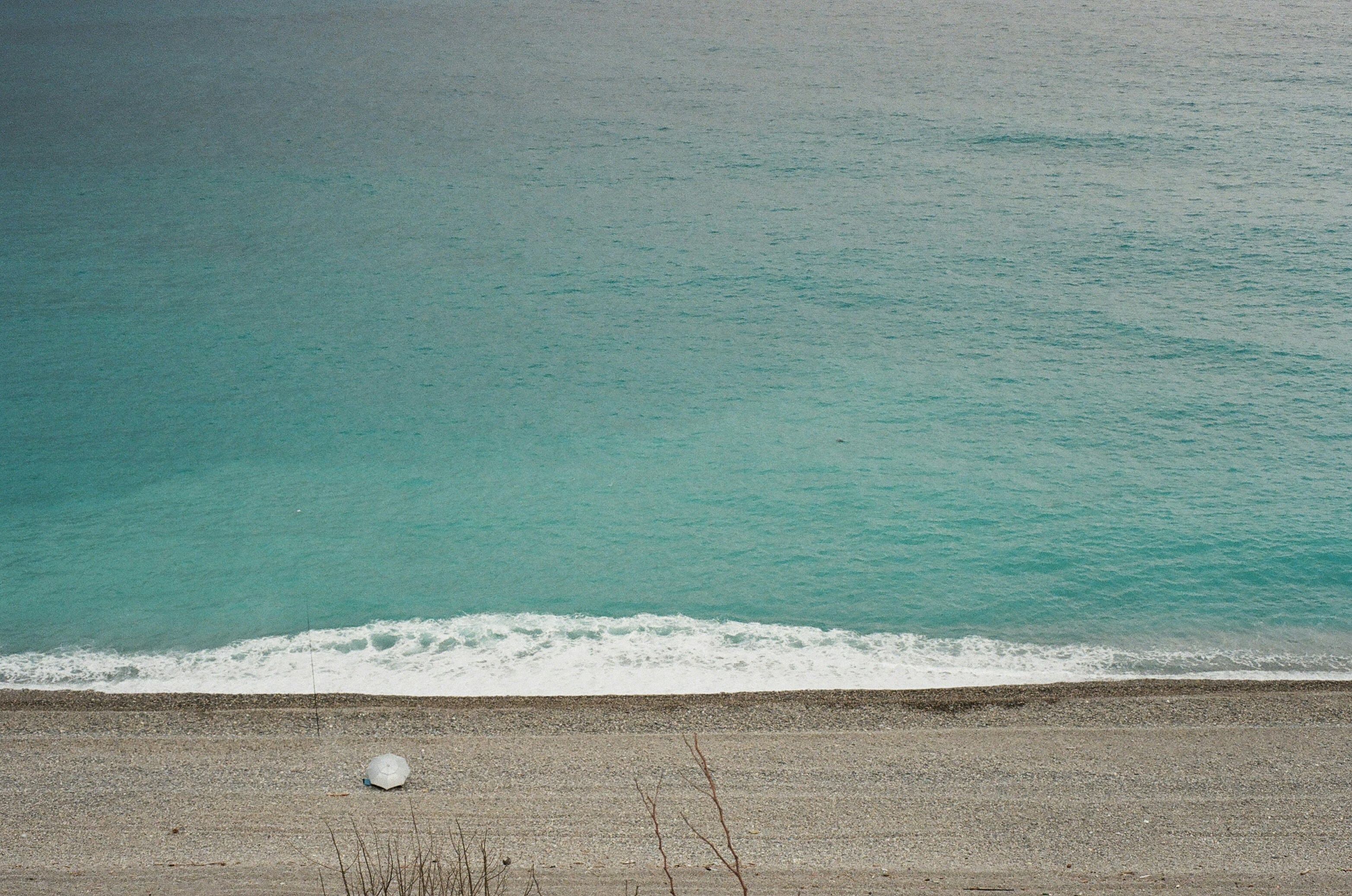 High-angle photography of blue beach photo – Free Blue Image on Unsplash