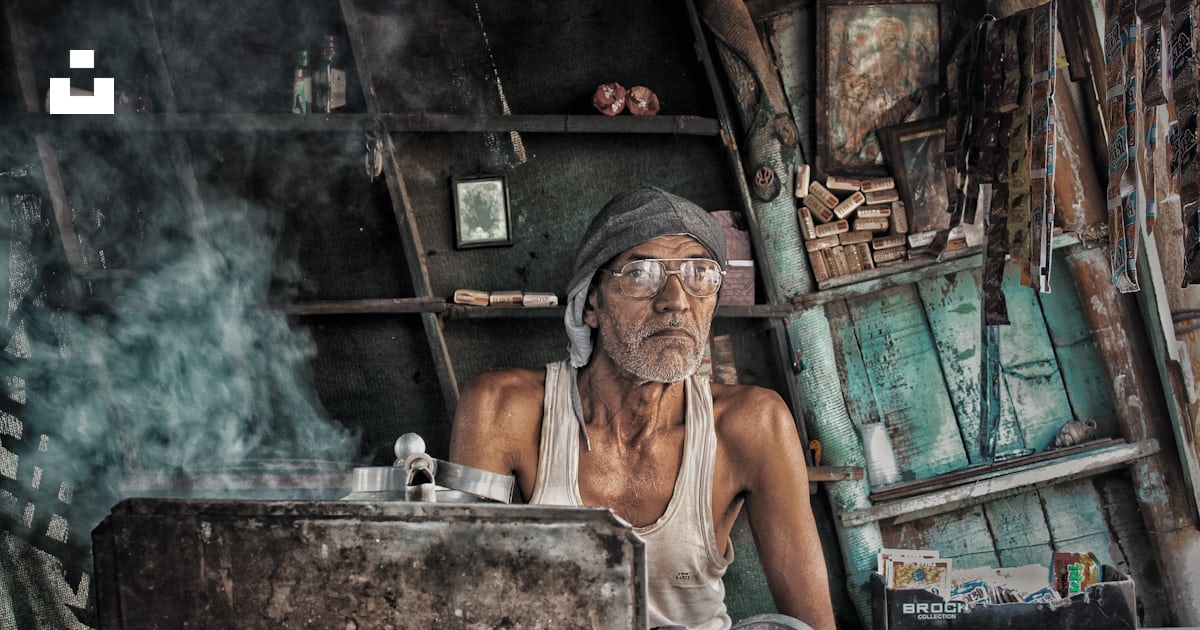 Man Wearing White Tank Top Photo Free Human Image On Unsplash