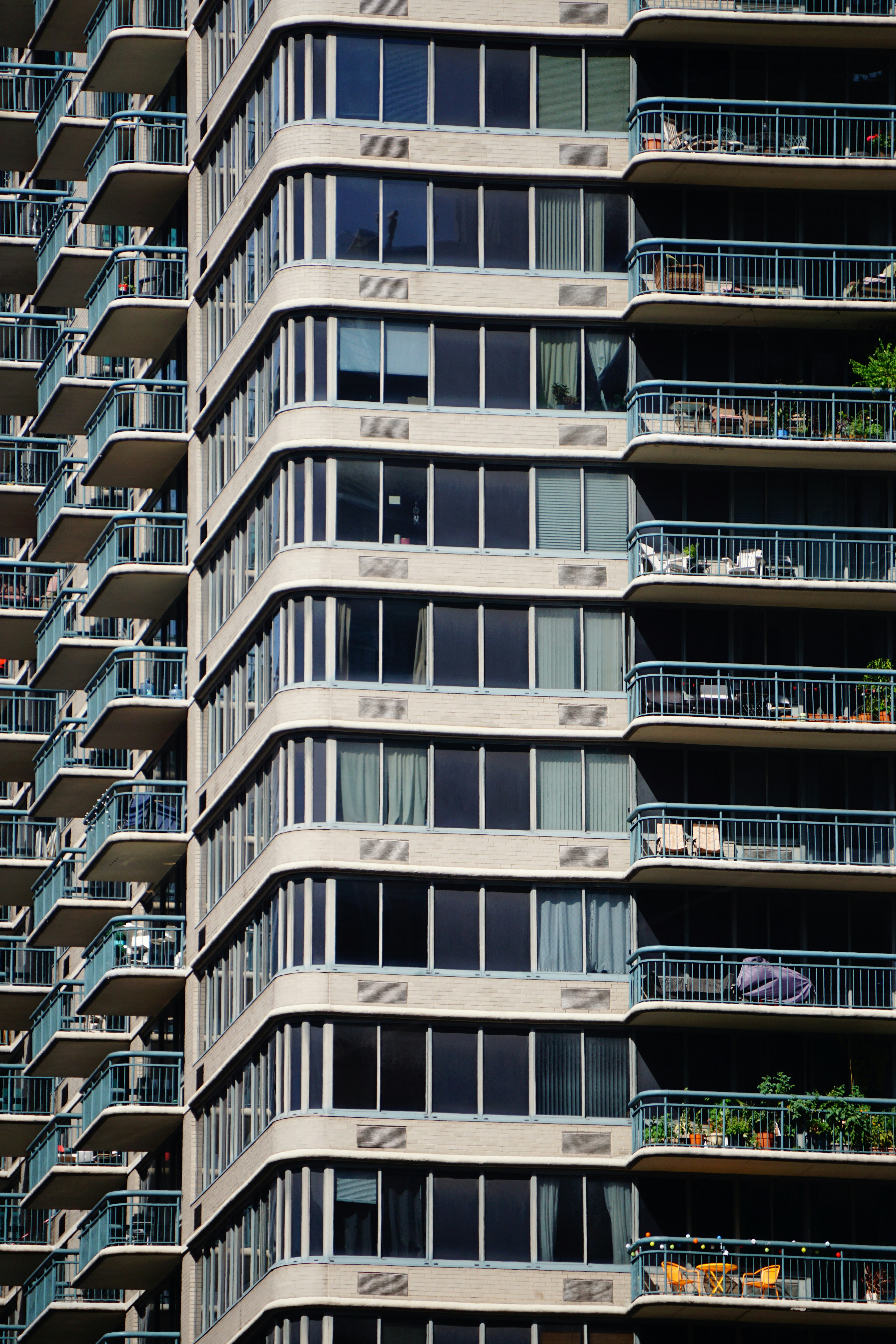 White high-rise building photo – Free Building Image on Unsplash