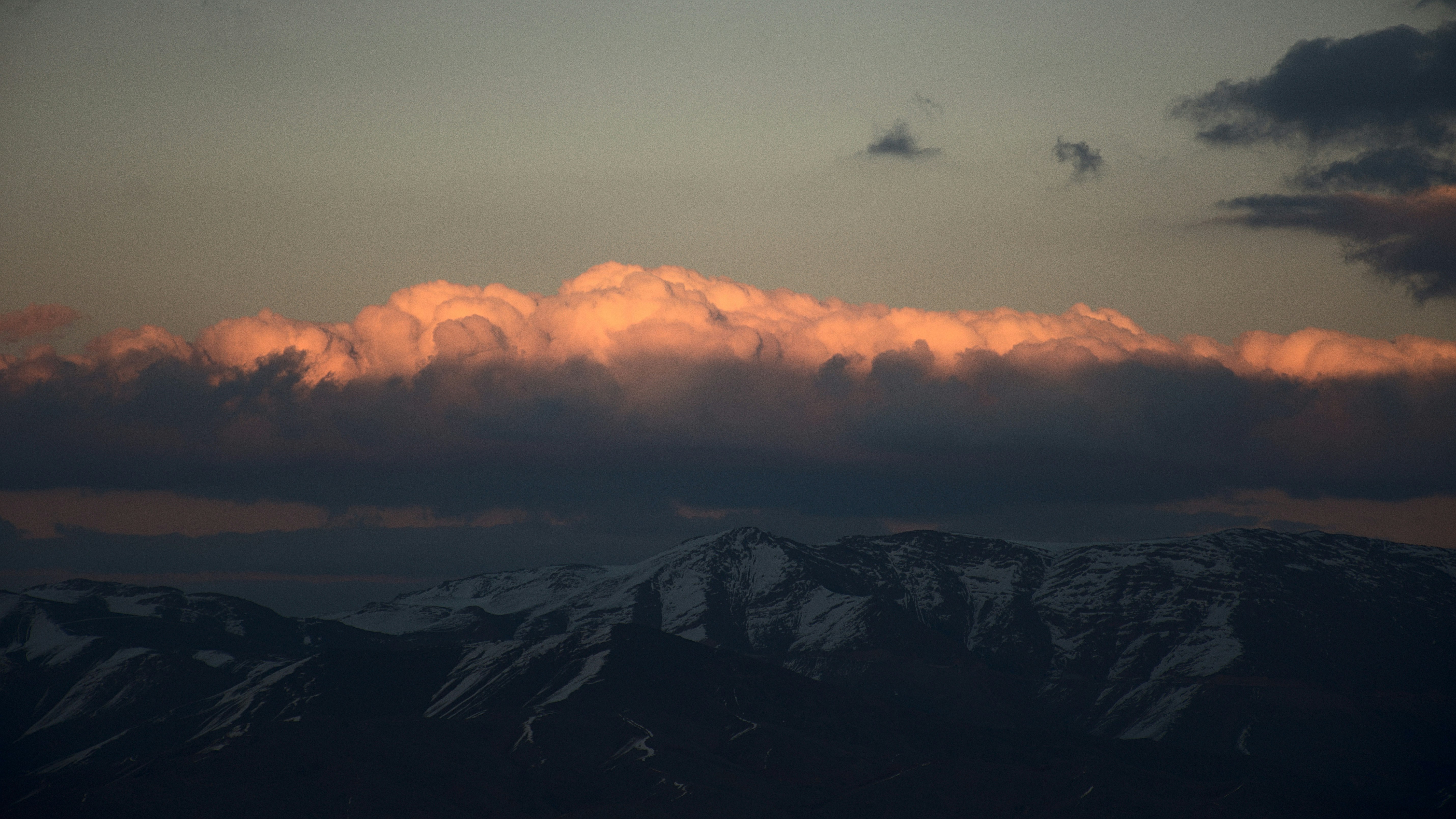 Warm Color Pictures | Download Free Images on Unsplash