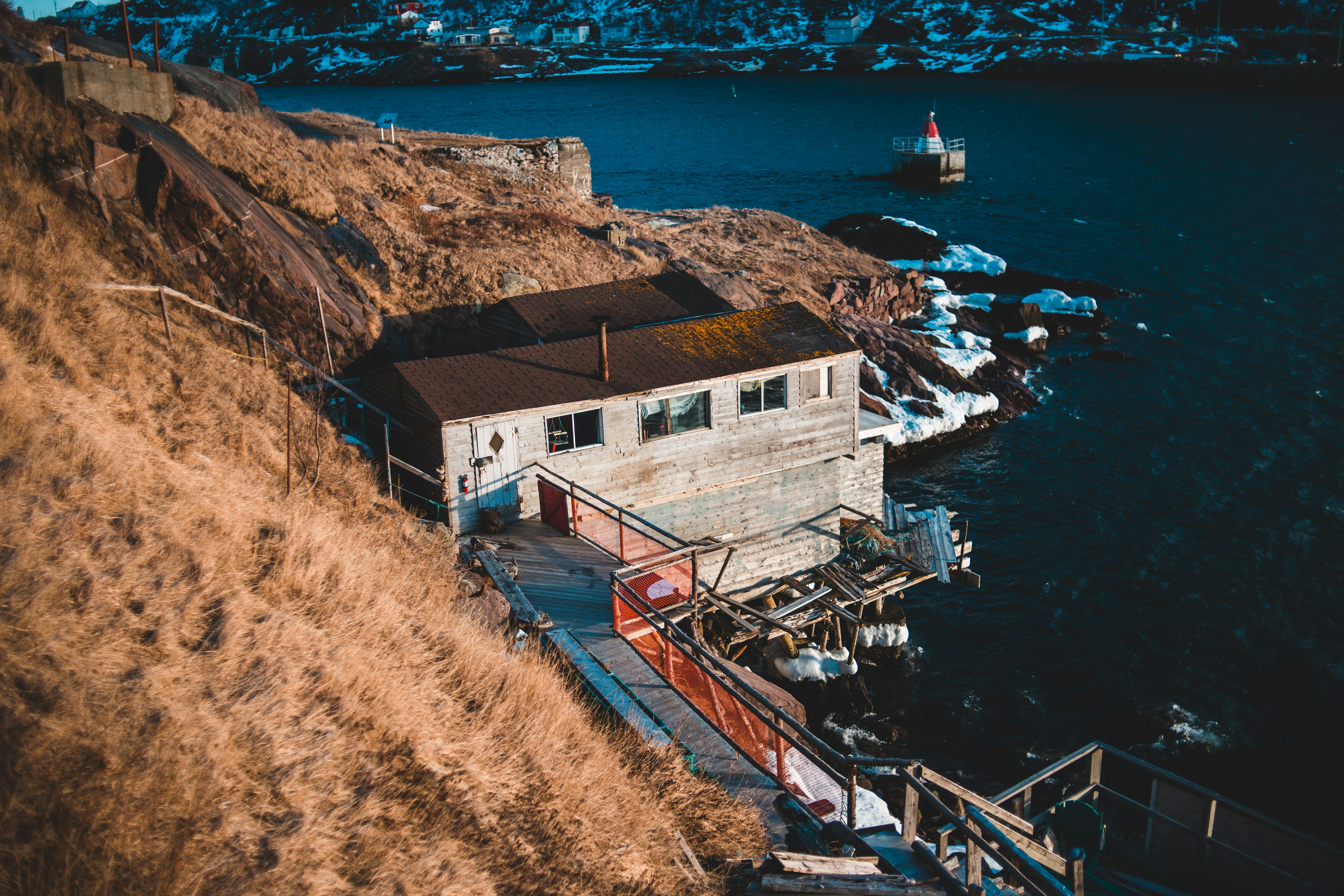 Beach side building photo – Free Building Image on Unsplash