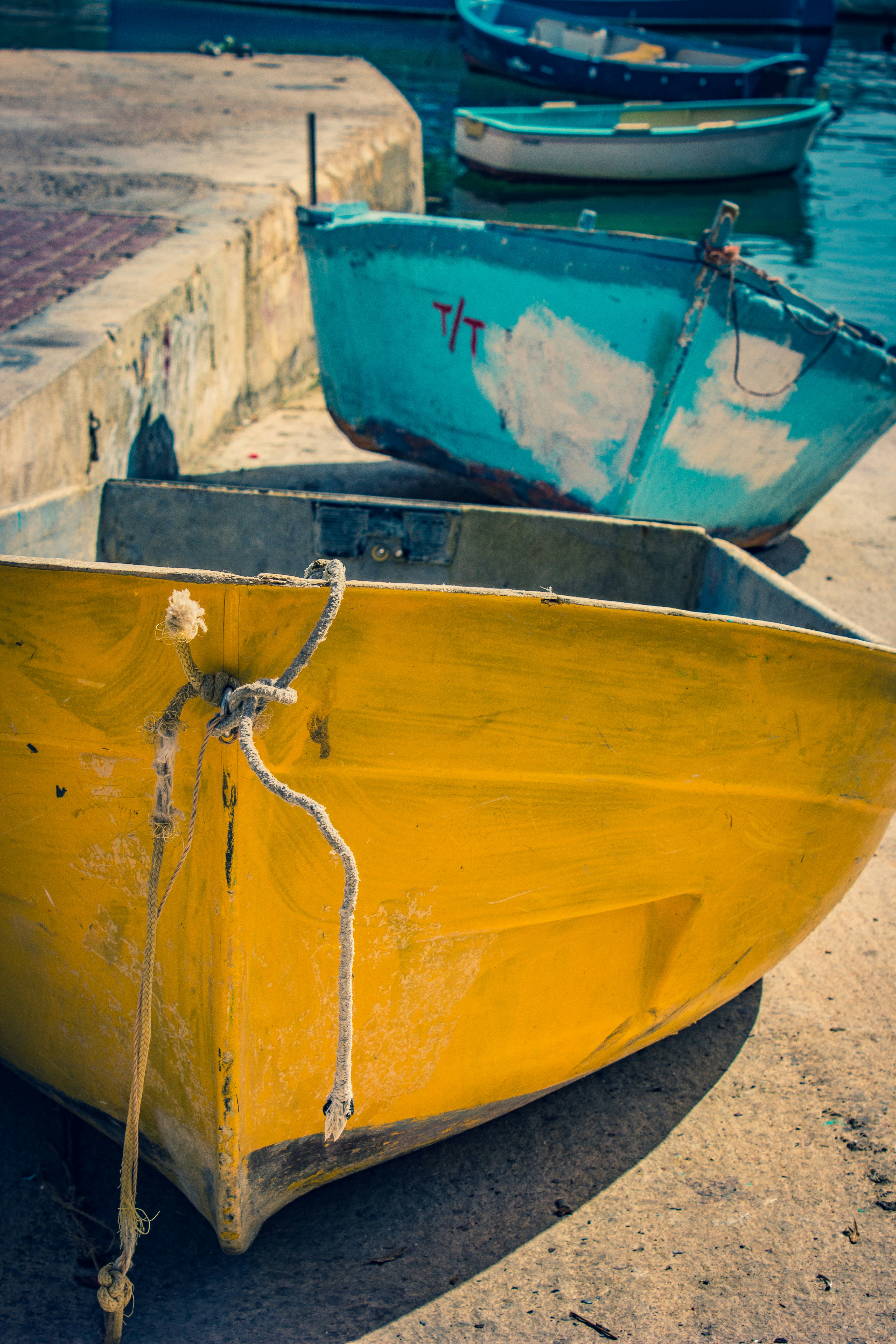 Yellow jon boat photo – Free Malta Image on Unsplash