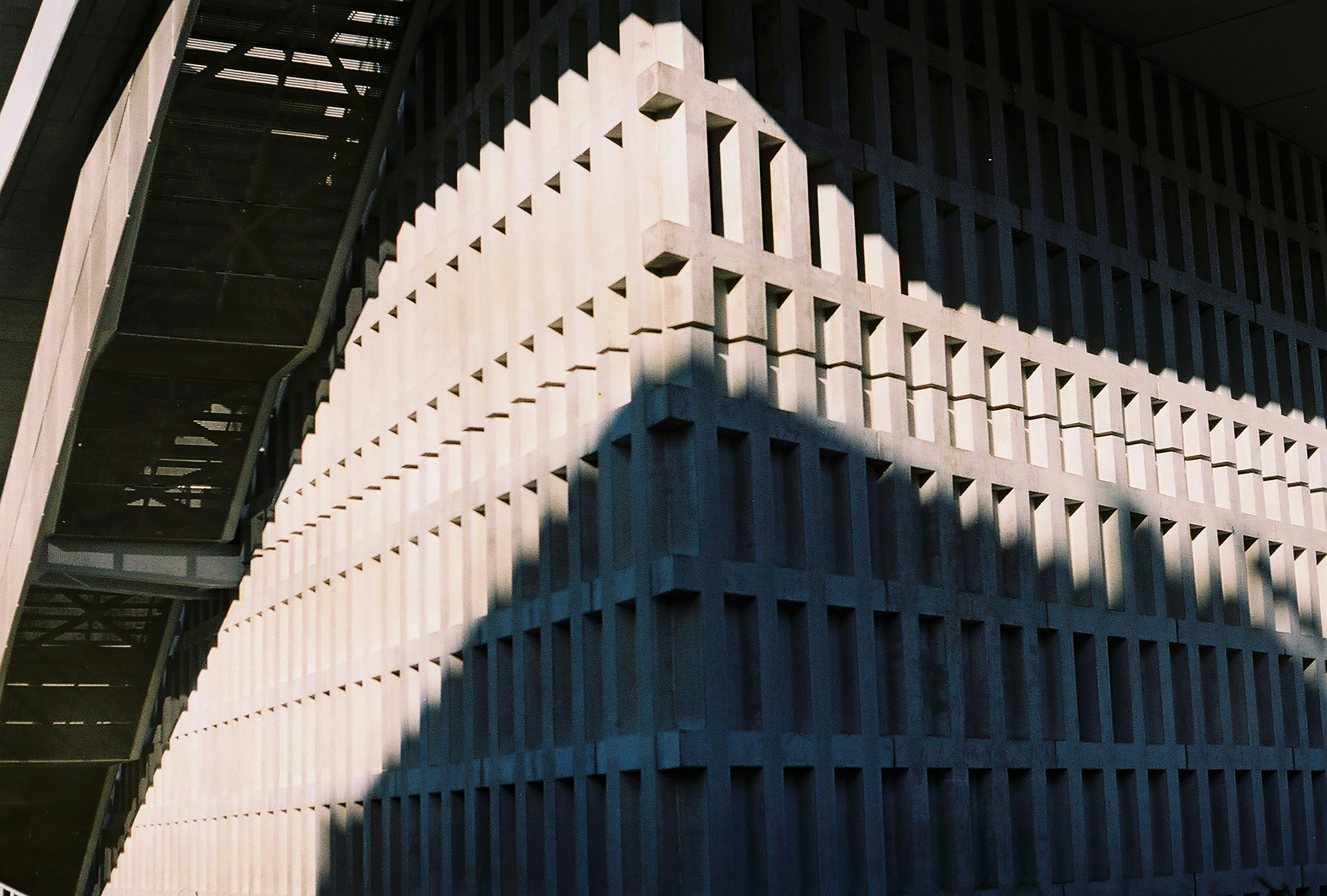 Gray painted building photo – Free Building Image on Unsplash