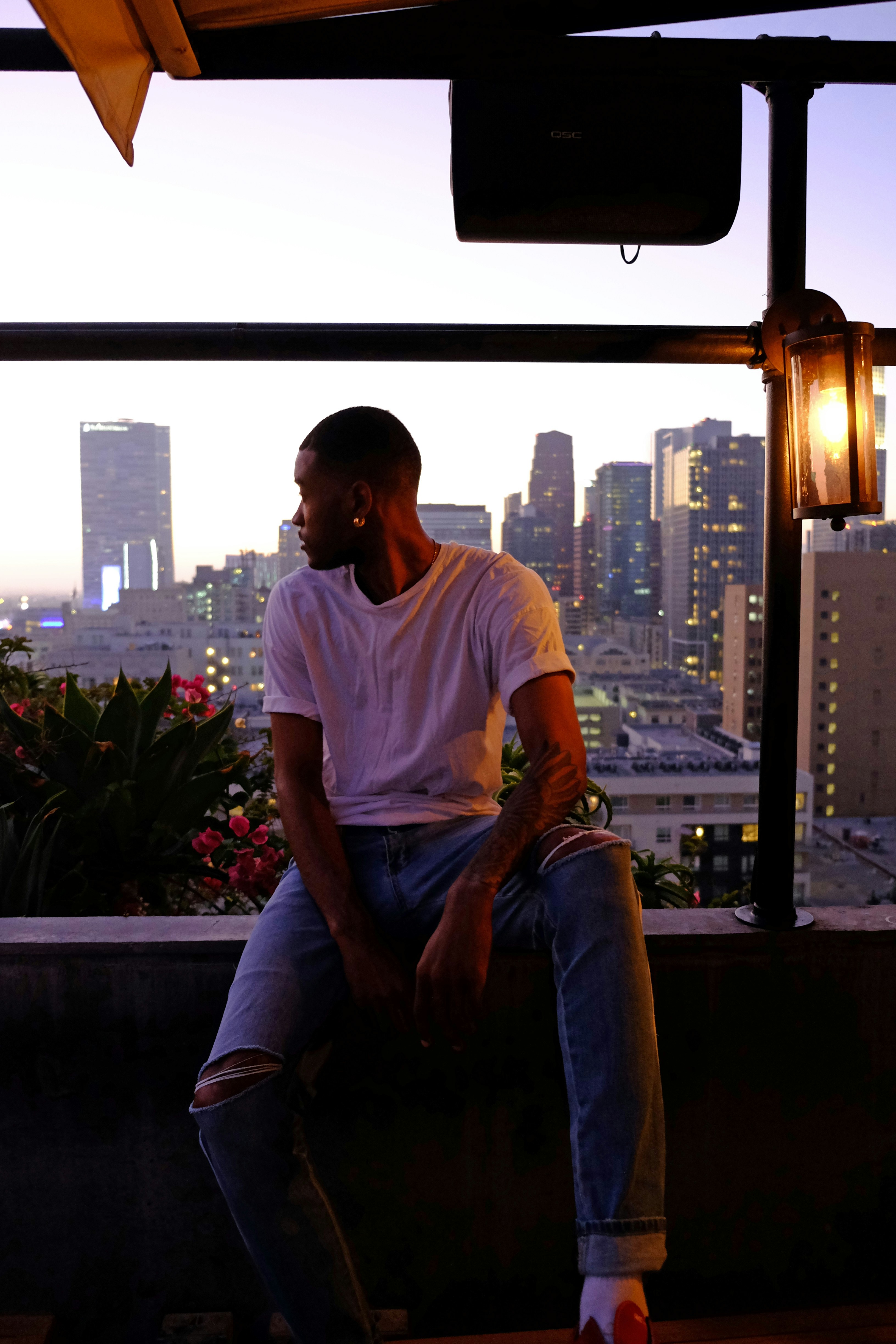 Rooftop Quiet: City Light and a Moment of Pause