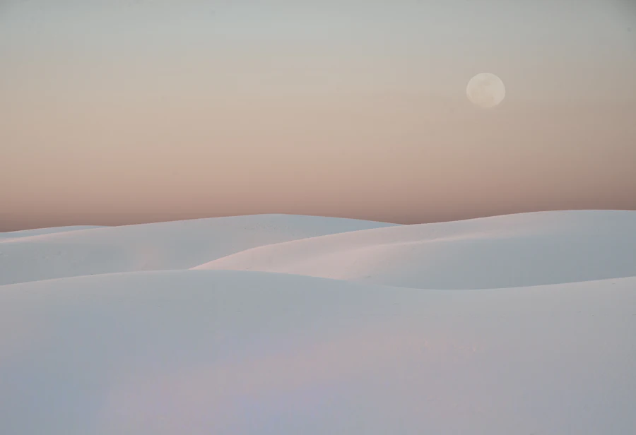 Taken near sunset at White Sands National Monument, New Mexico, USA | white sand