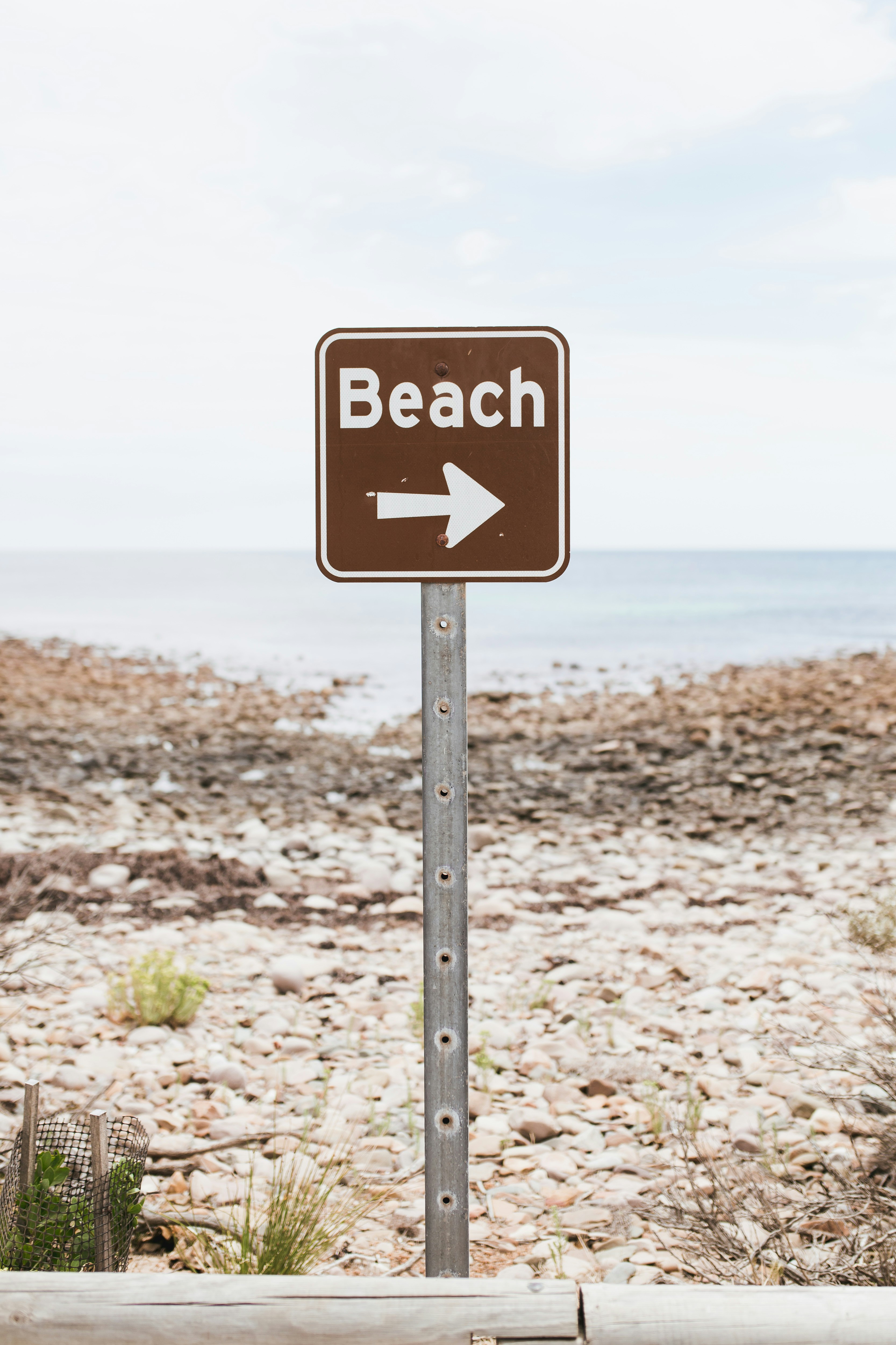 Beach Sign Pictures | Download Free Images on Unsplash