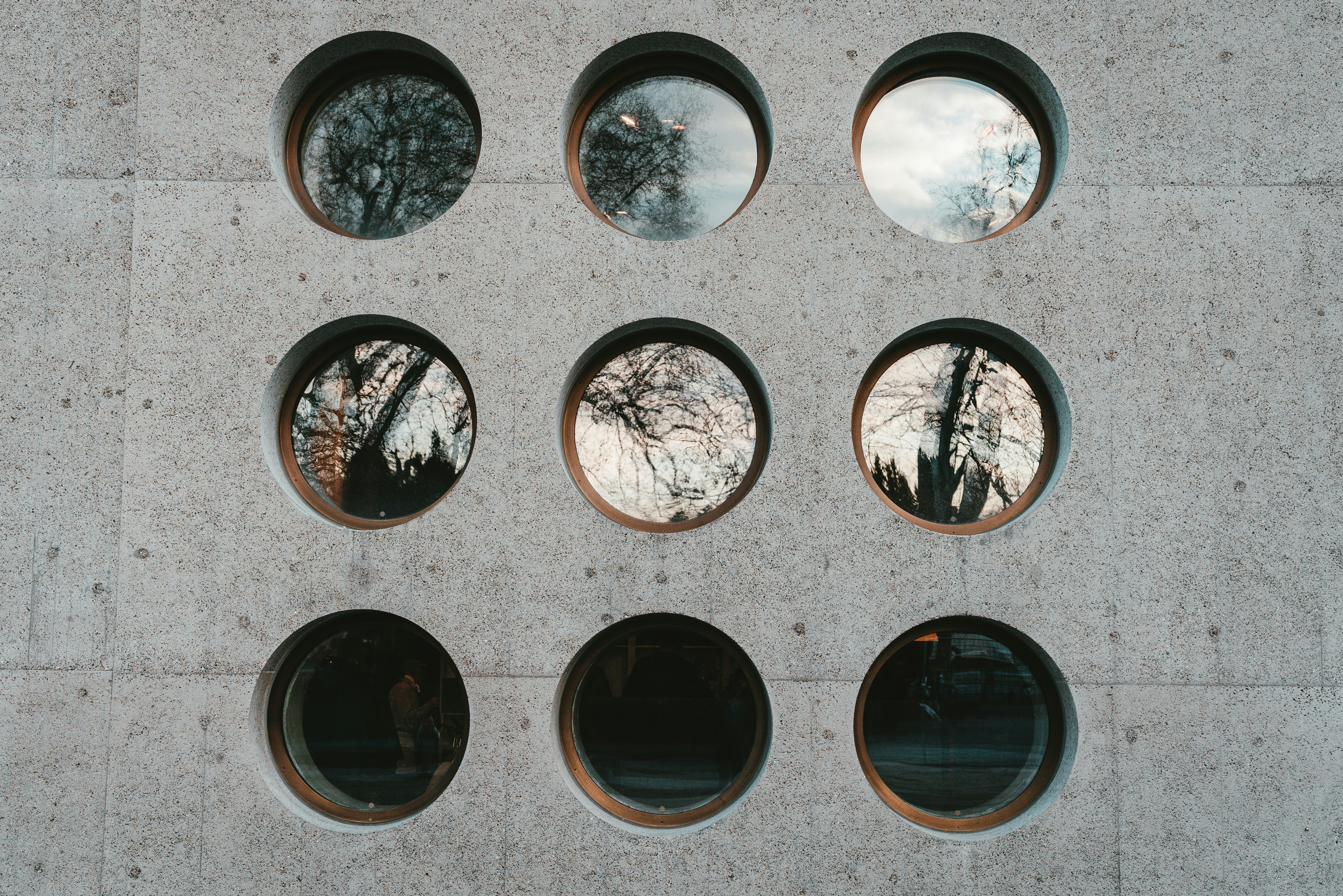 Circle Window Pictures | Download Free Images on Unsplash
