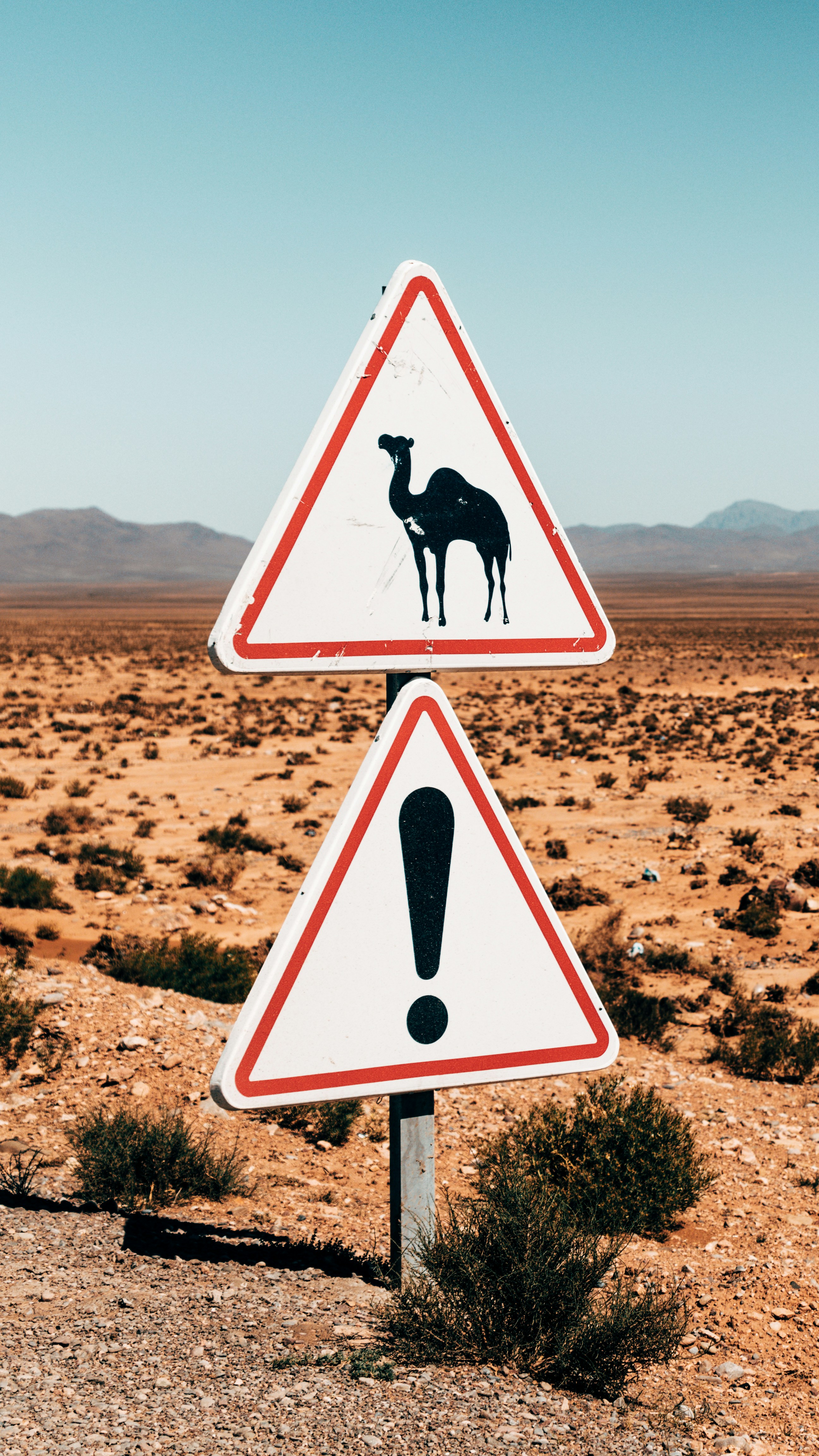 White signage photo – Free Road sign Image on Unsplash