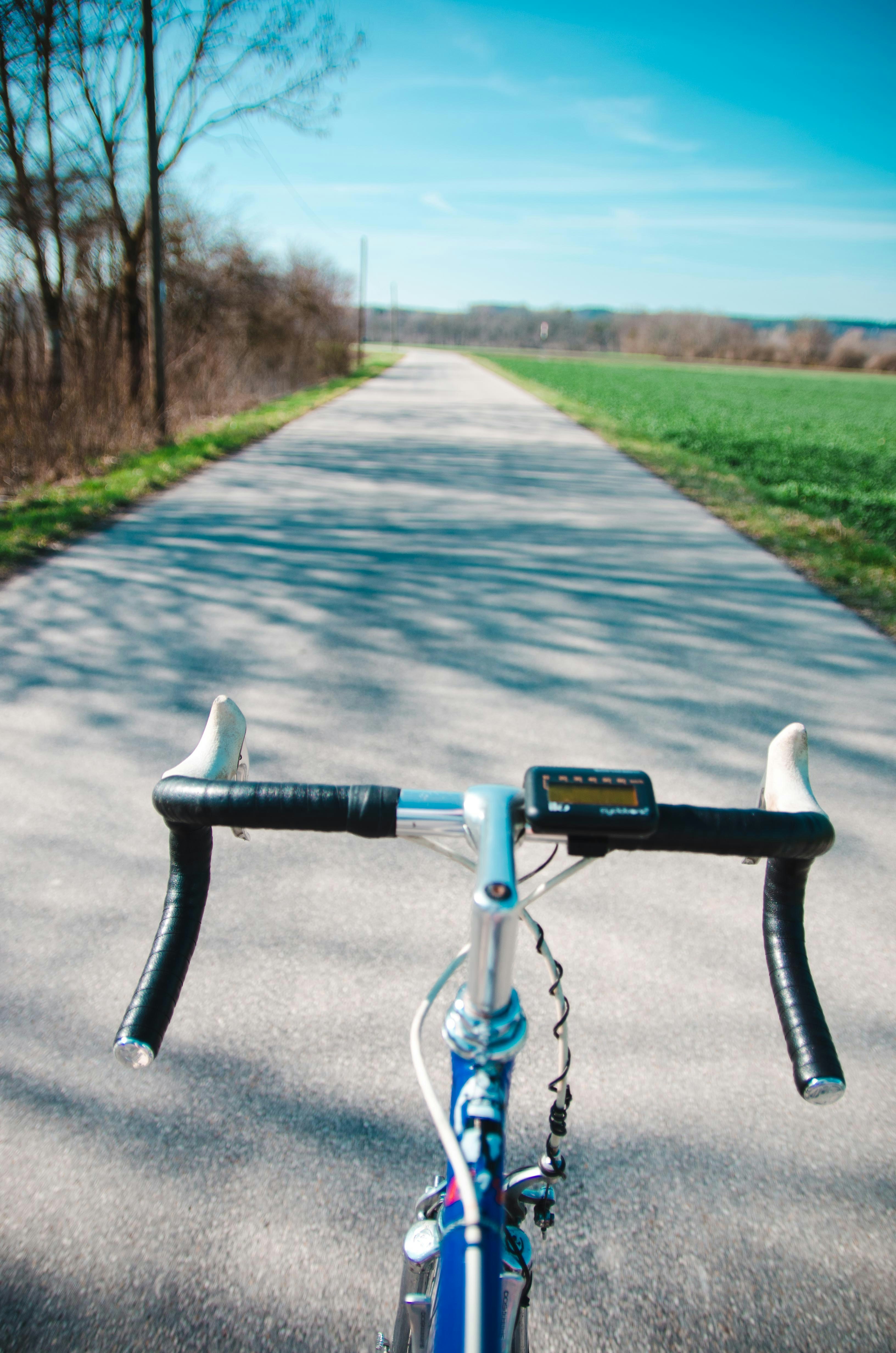 Horizon Through the Handlebars: Rider's-Eye View on a Quiet Road