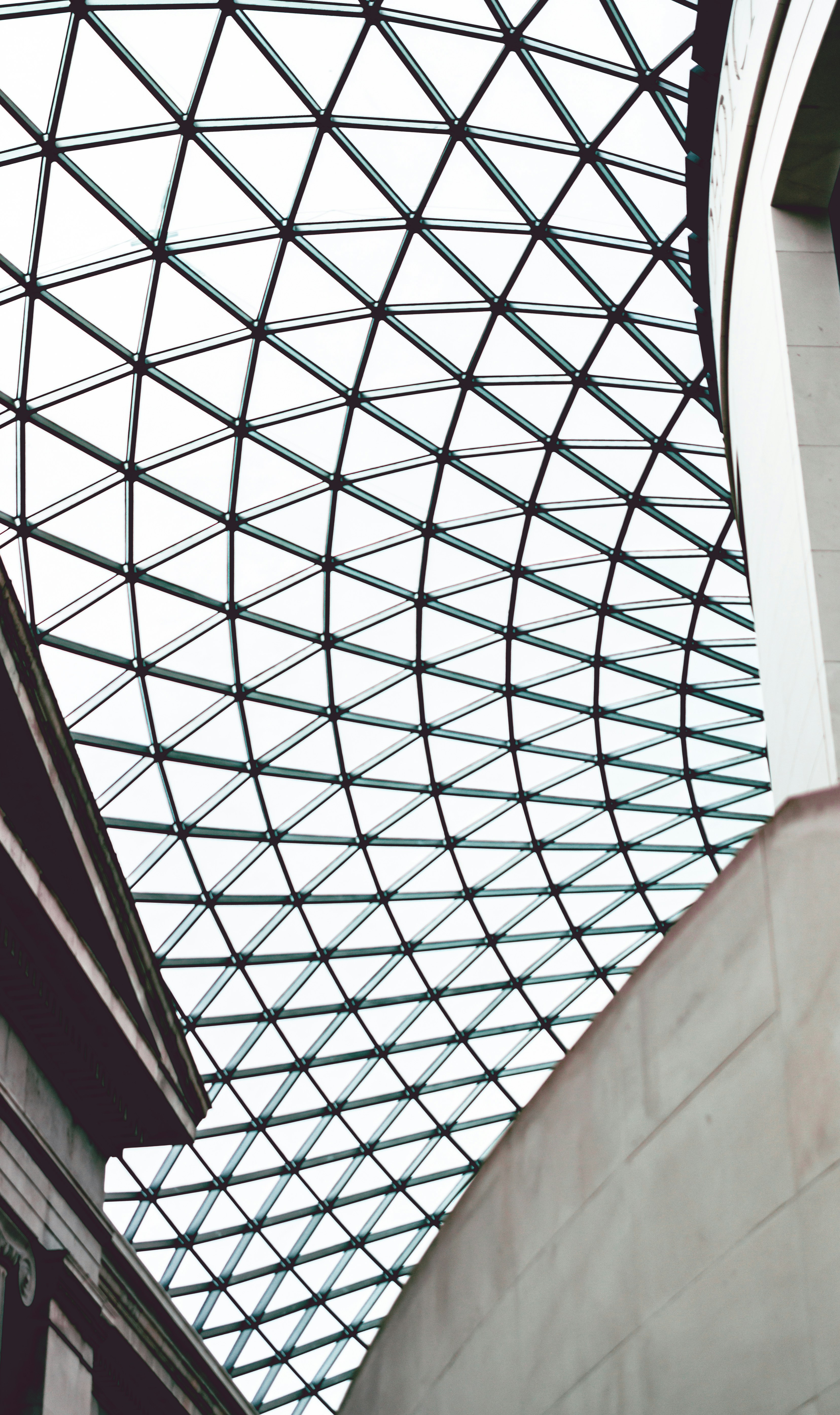 Diamond Veins of Glass: Atrium Geometry in Tilted Light