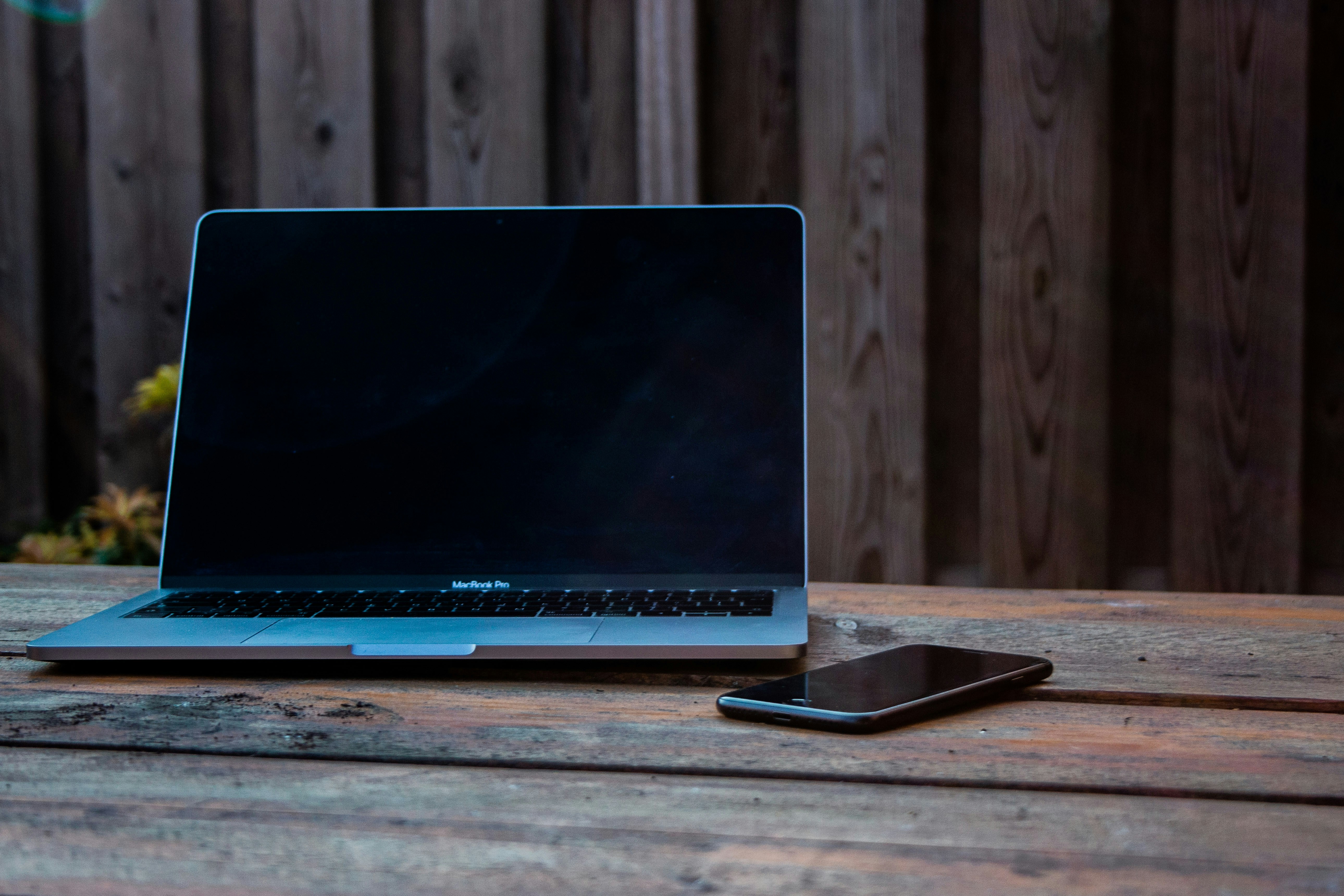 Laptop Outside Pictures | Download Free Images on Unsplash