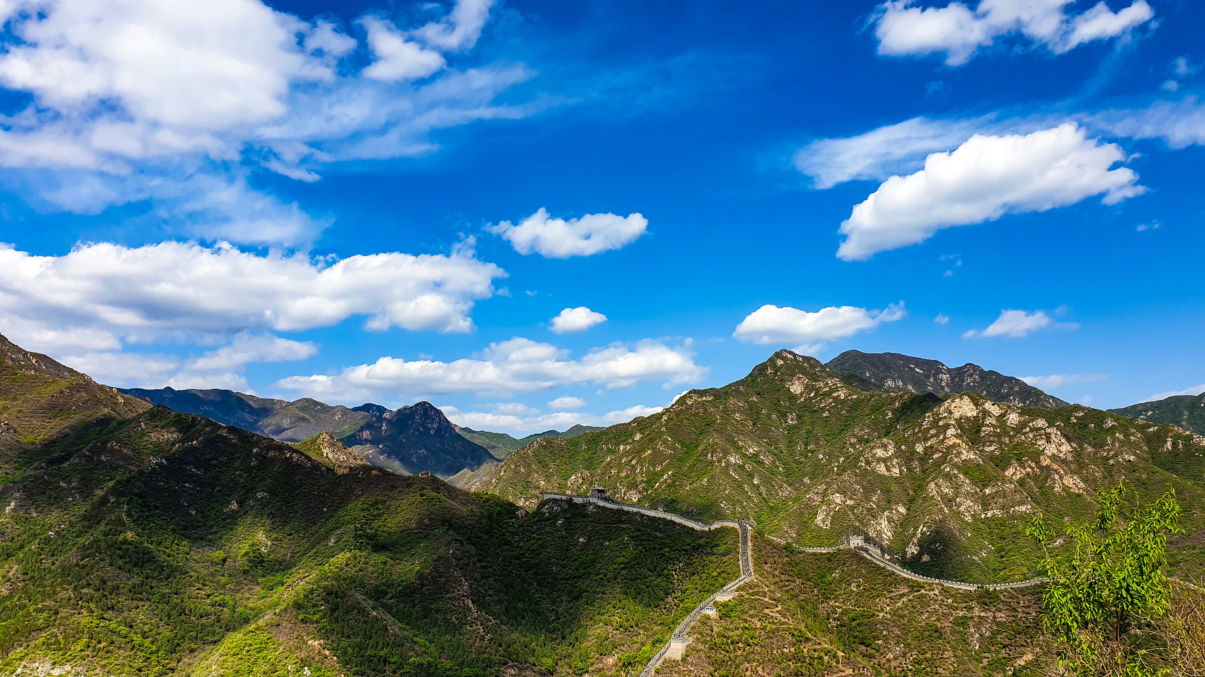 Green mountains during daytime photo – Free Beijing Image on Unsplash