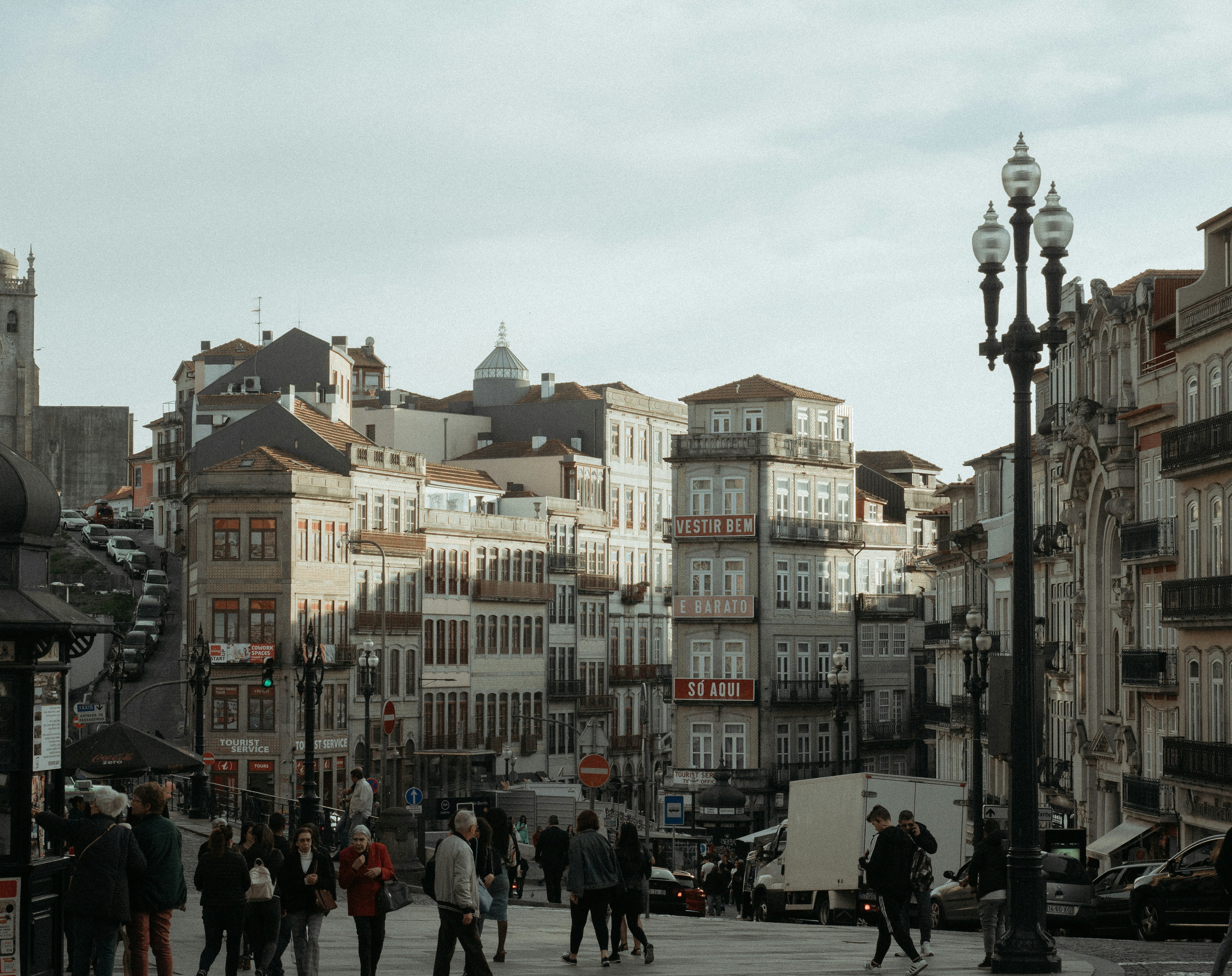 Stairway to the Plaza: A European Street Framed by Ornate Facades