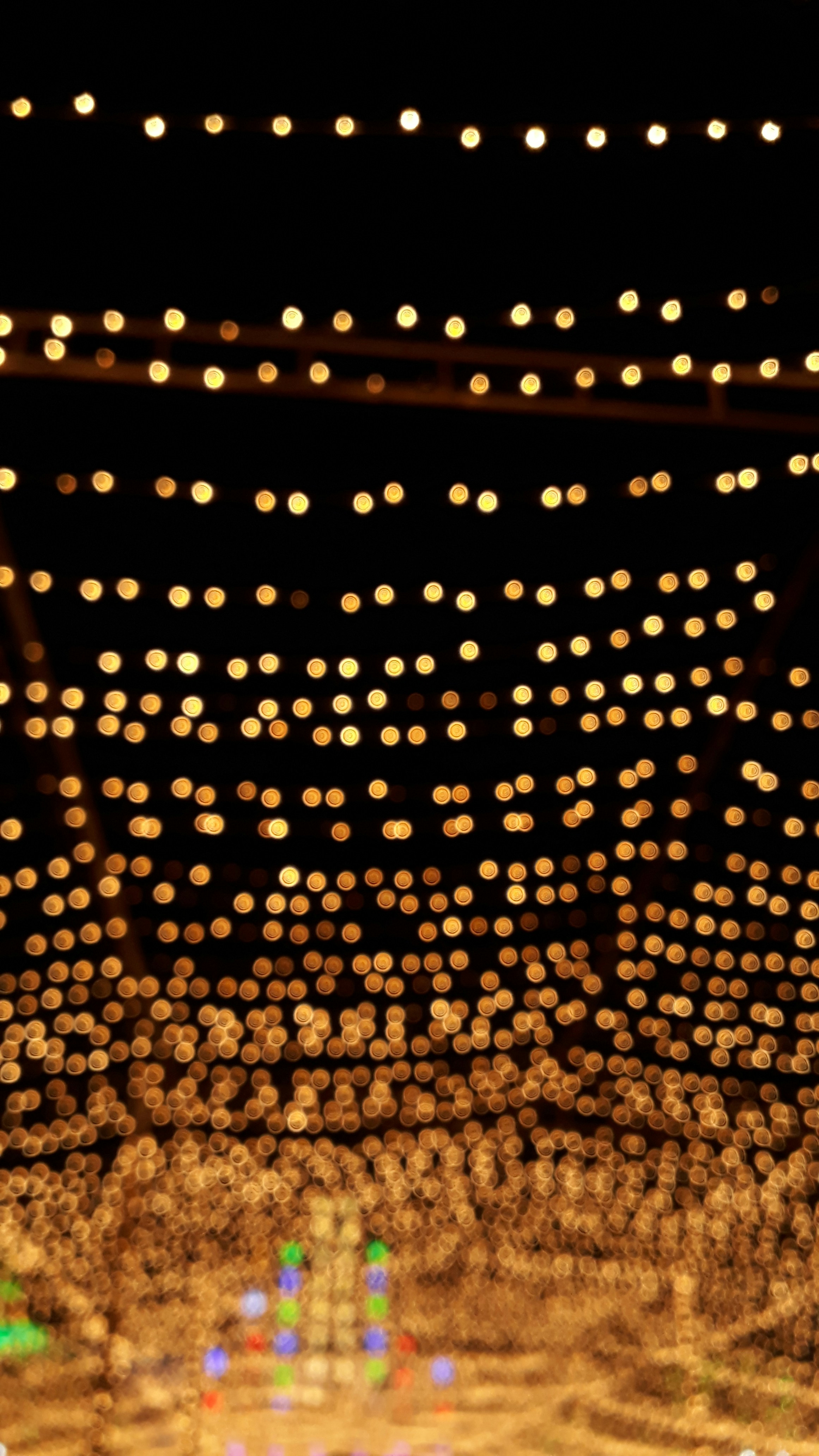 A blurry photo of lights in the dark photo – Free Ponekkara Image on ...
