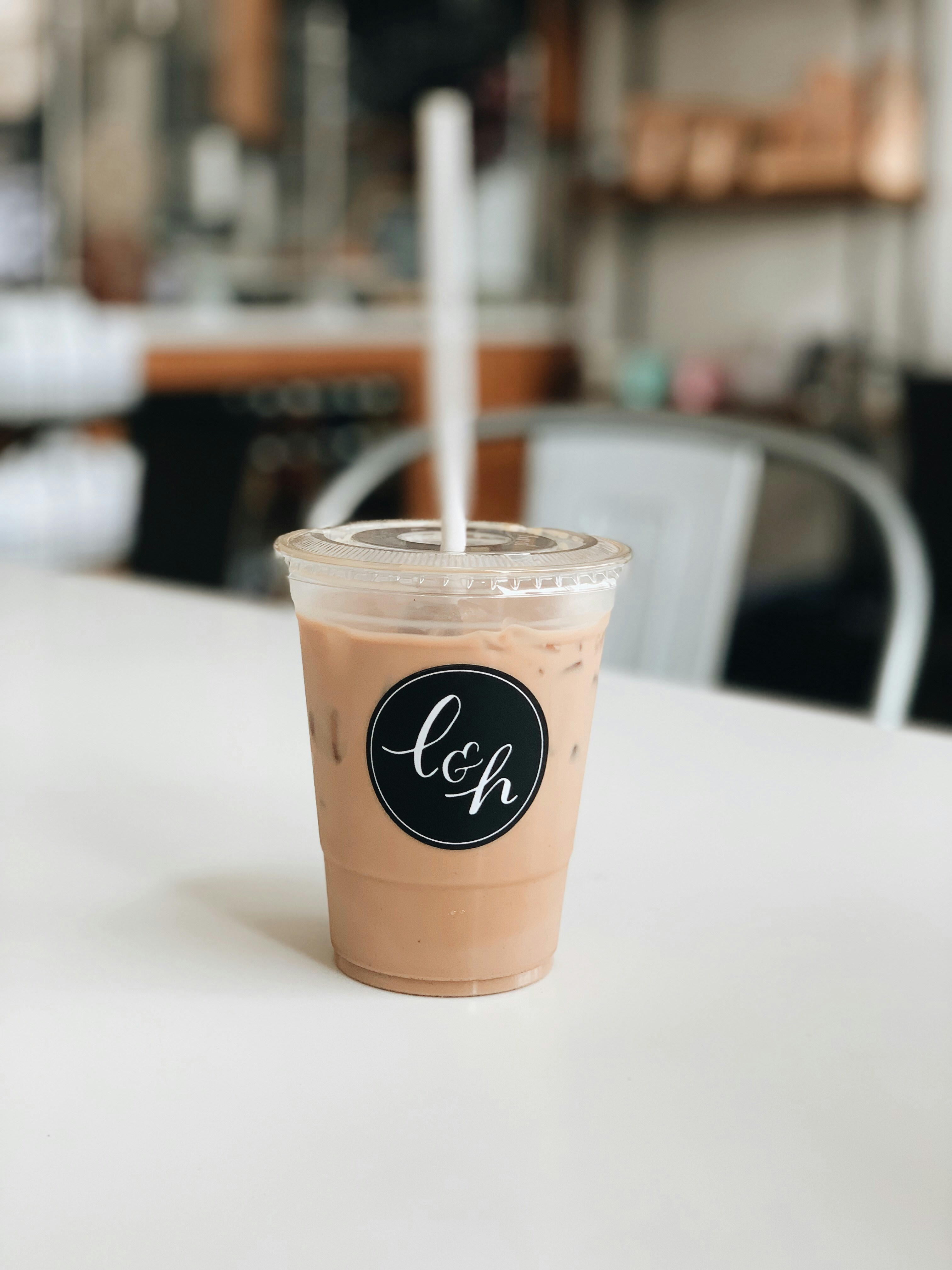 Clear cup on table photo – Free Pasadena Image on Unsplash