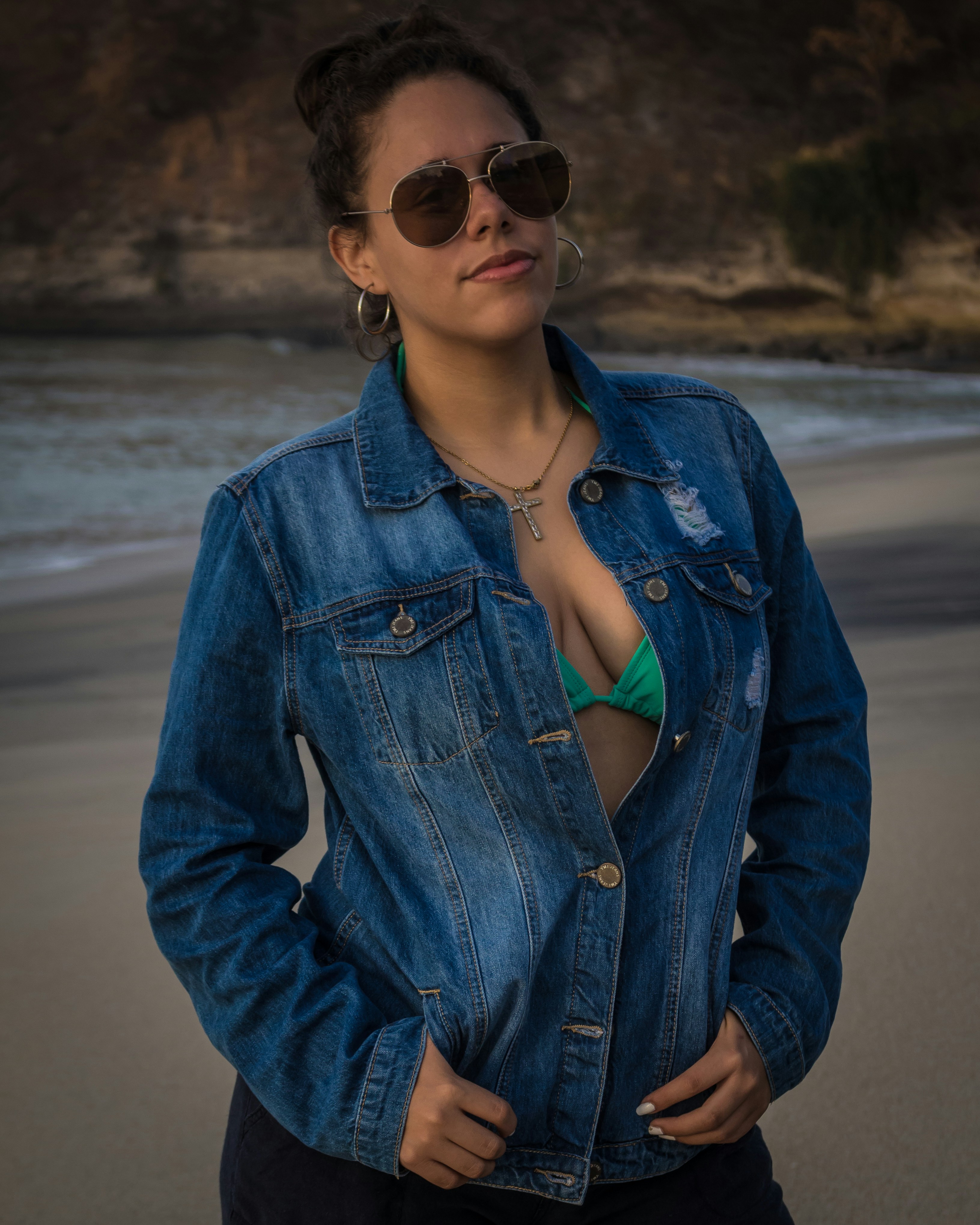 Denim by the Shore: A Coastal Portrait in Sunlit Confidence