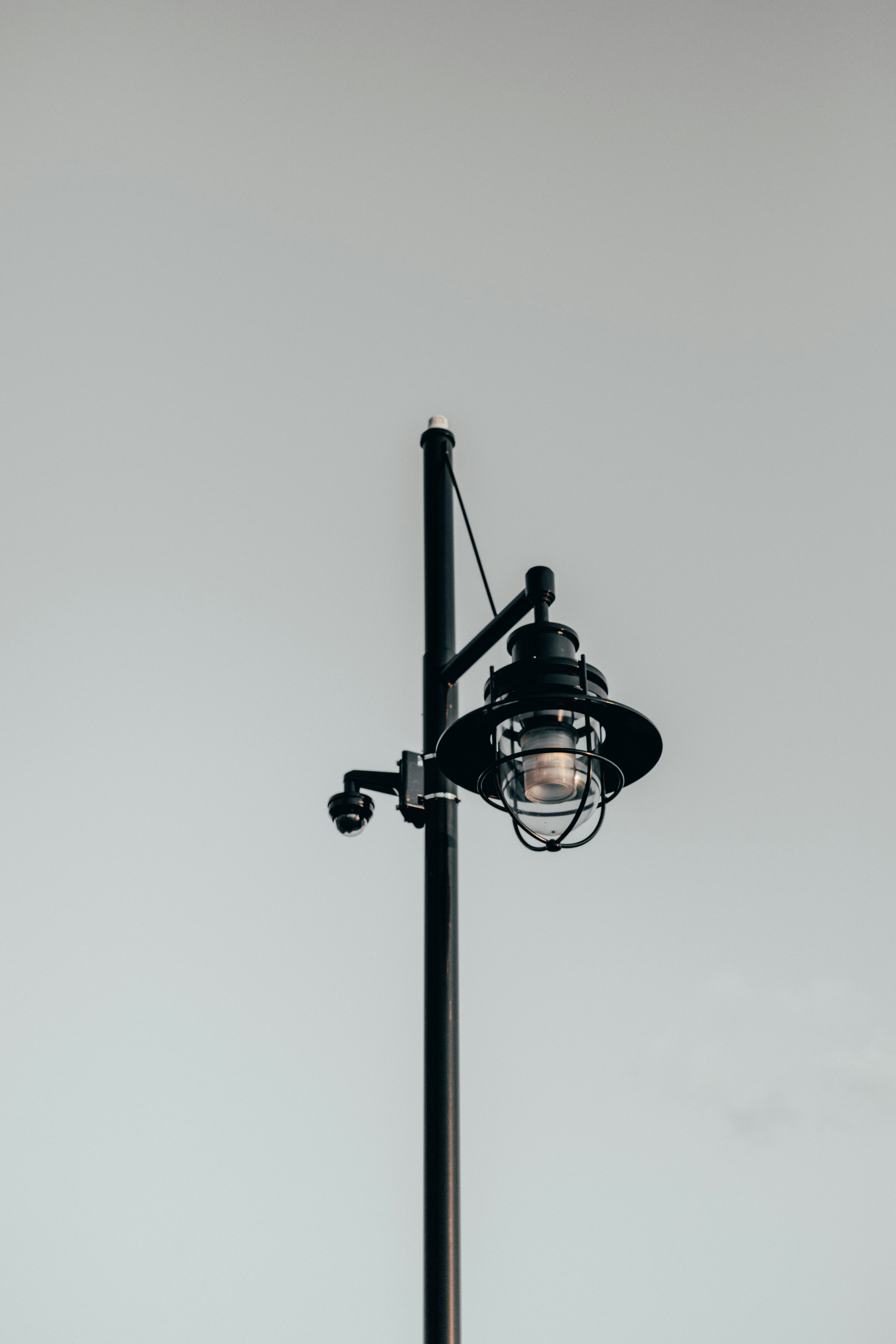Turned off lantern photo – Free Black Image on Unsplash