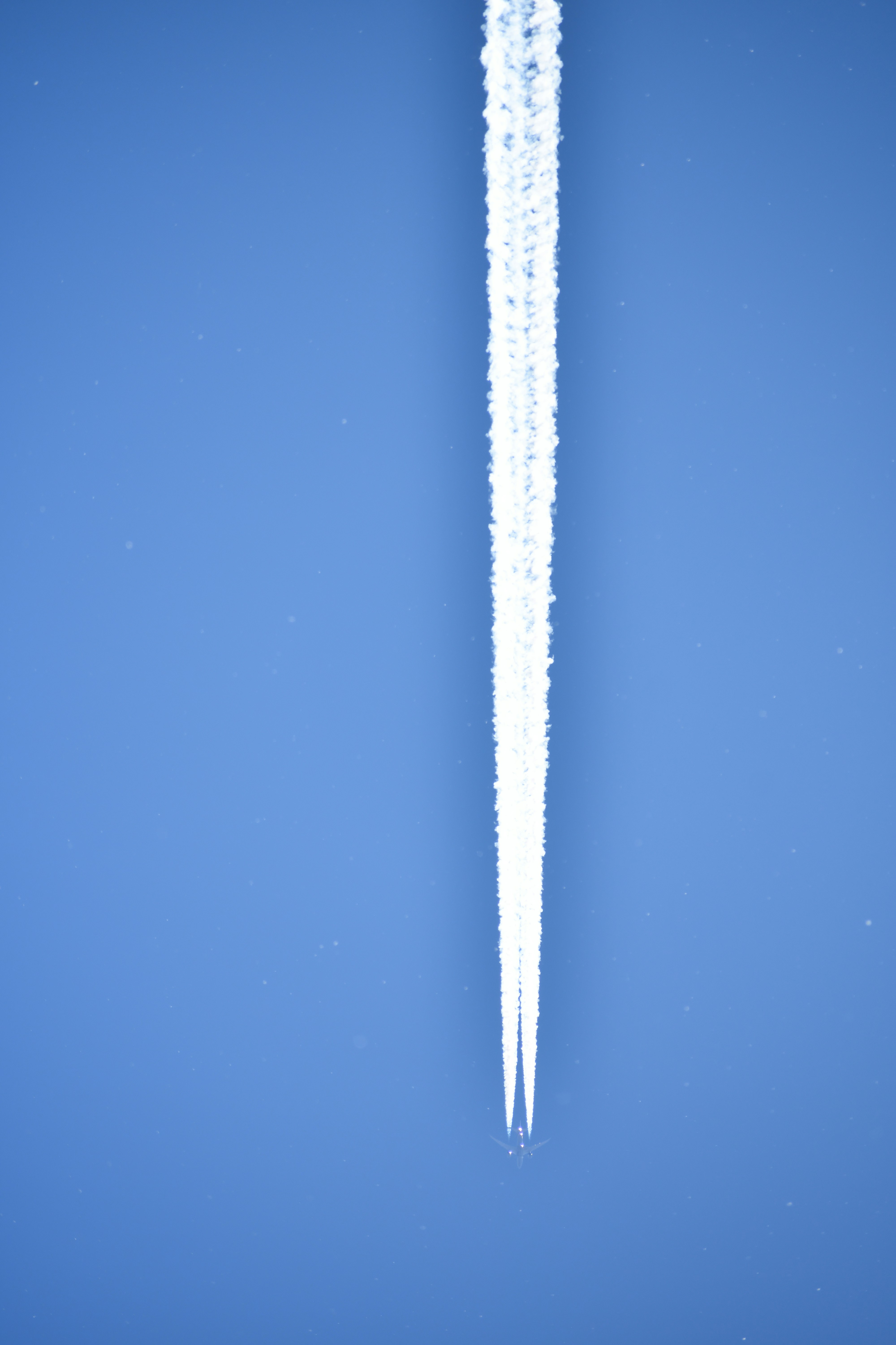 Jet plane mid air photo – Free Blue Image on Unsplash