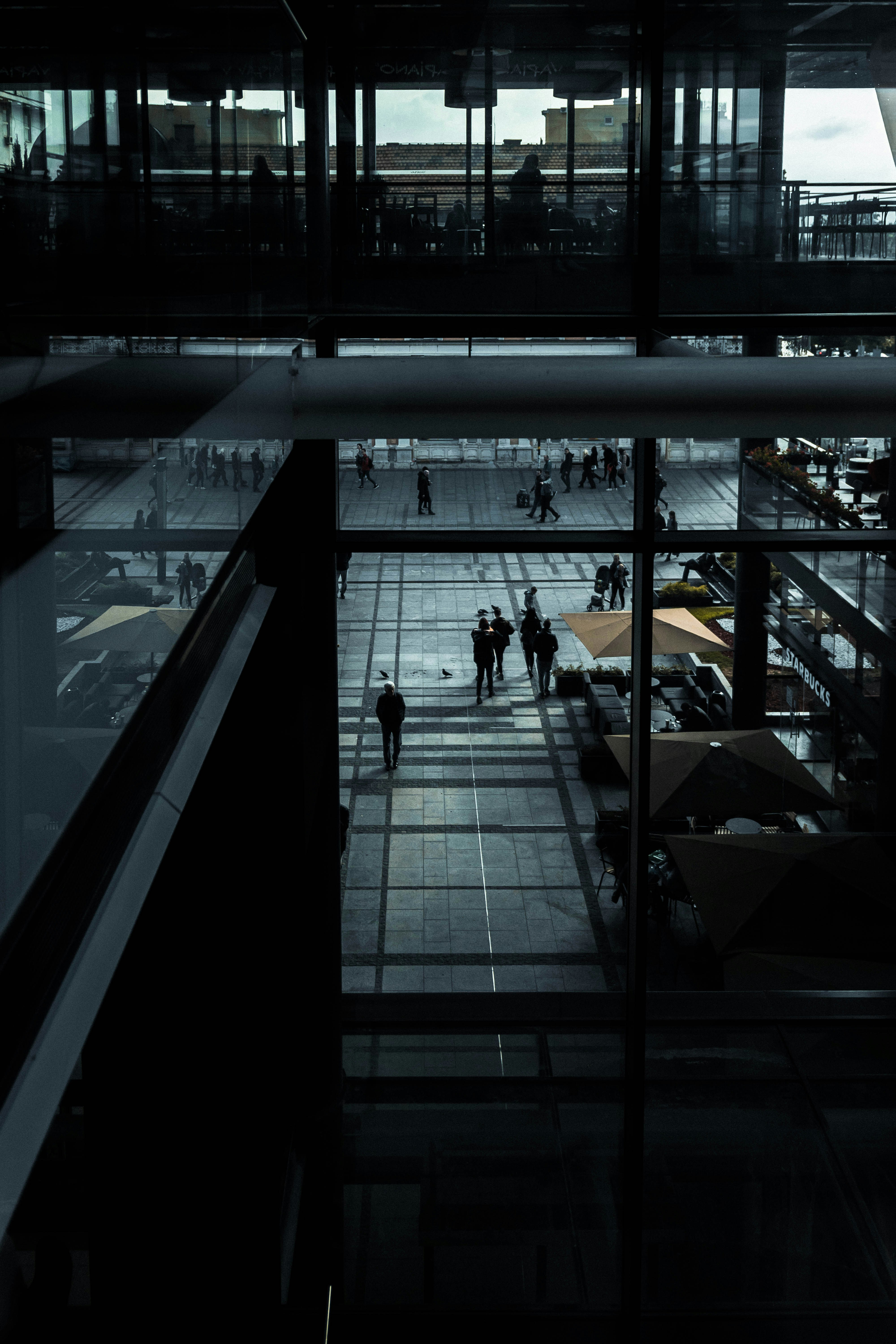 People inside building photo – Free Belgrade Image on Unsplash