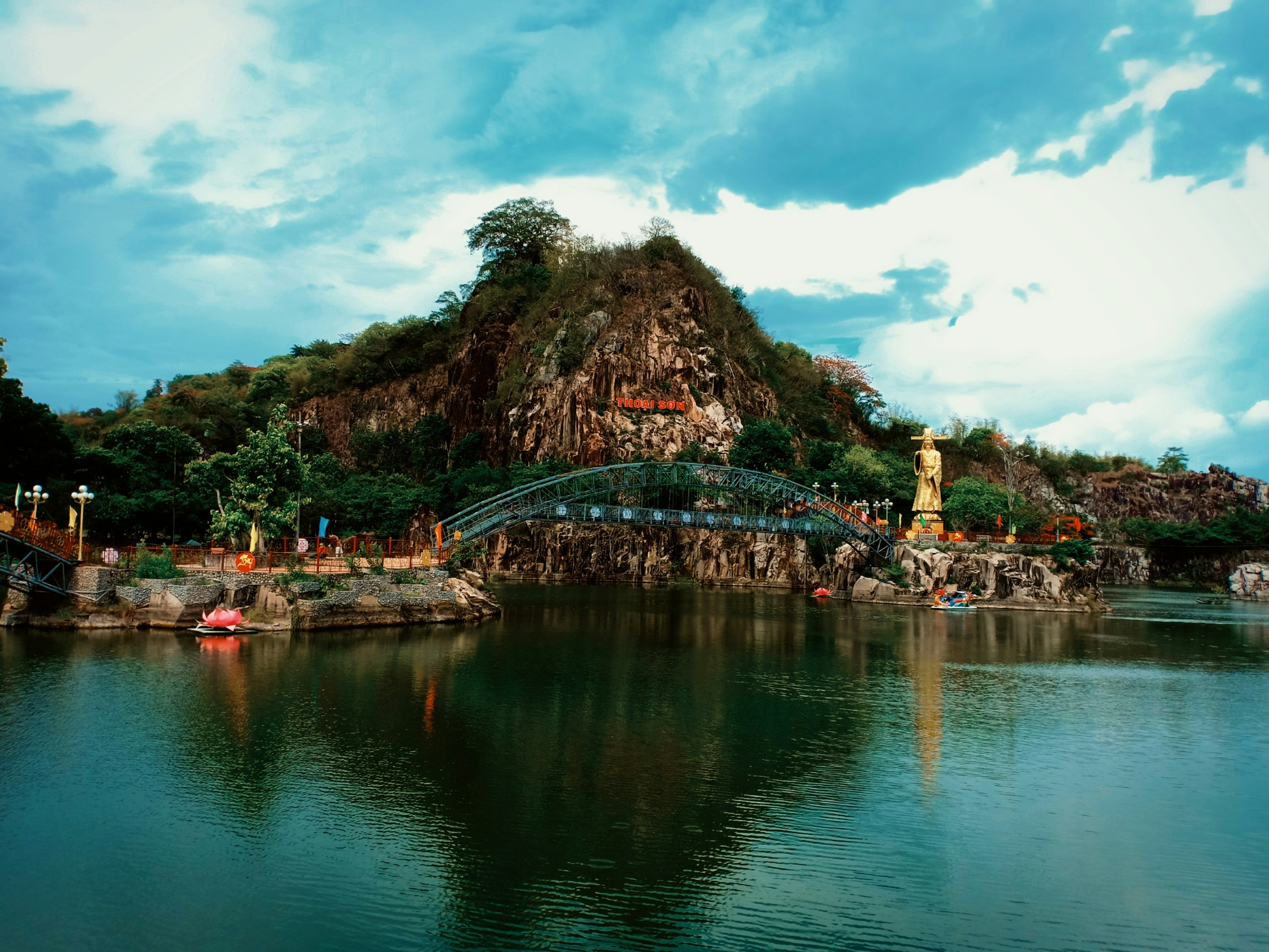 Bridge crossing two land mass during daytime photo – Free 1 đường ...