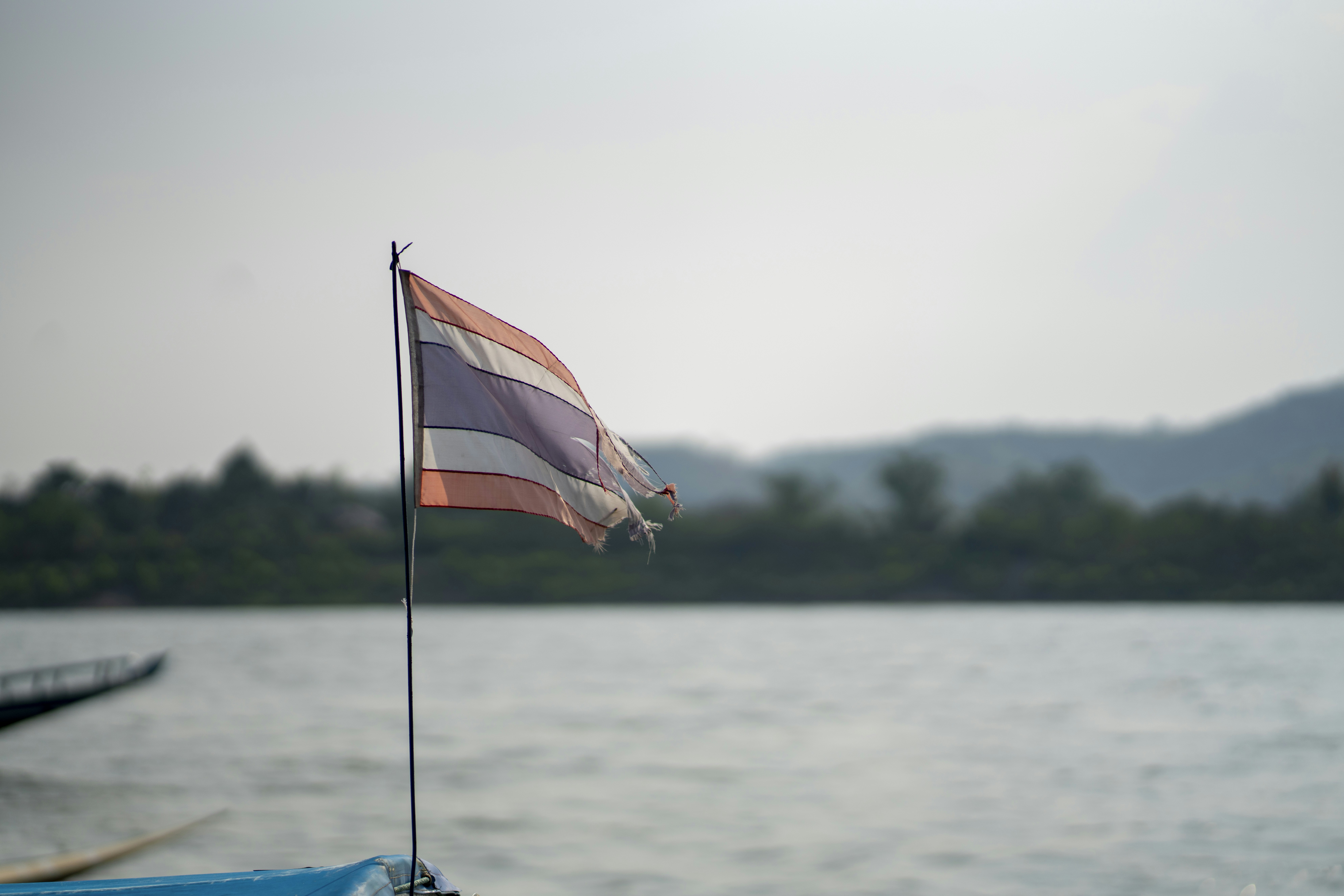 Red, blue, and white line flag photo – Free Grey Image on Unsplash