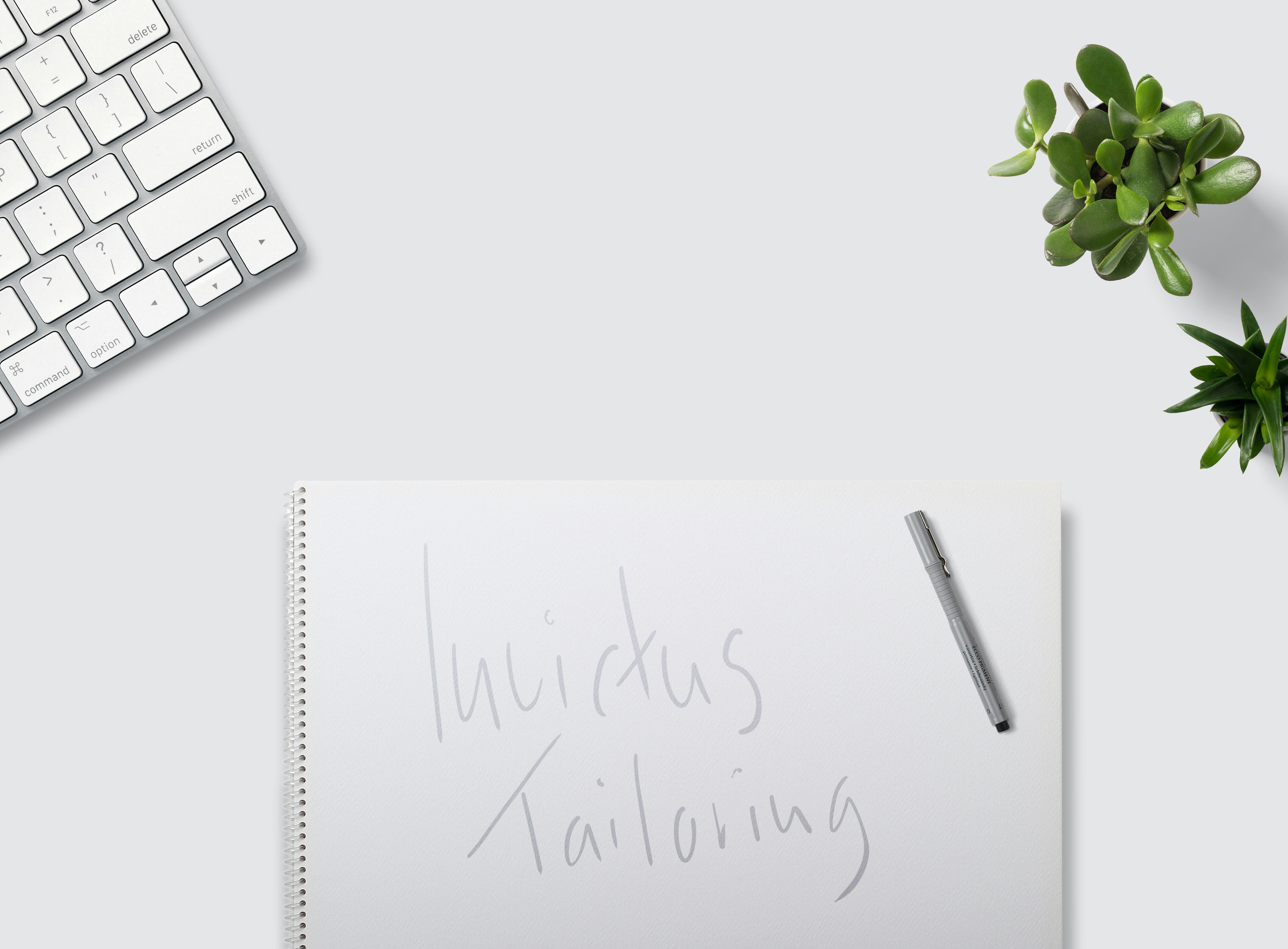 INVICTUS Tailoring﹒sneaker socks (@invictustailoring) | Unsplash 사진 커뮤니티