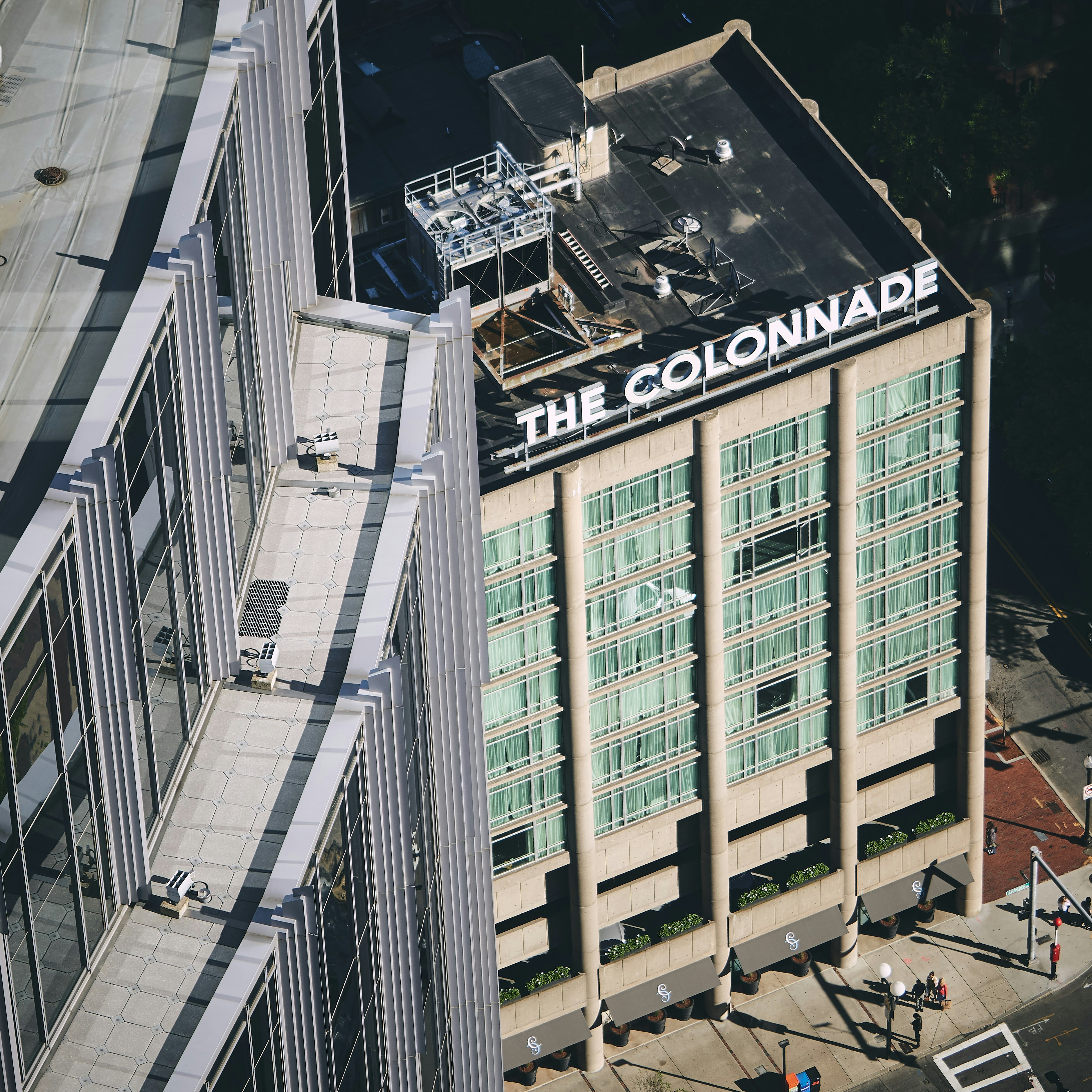The Colonnade building photo – Free The colonade Image on Unsplash