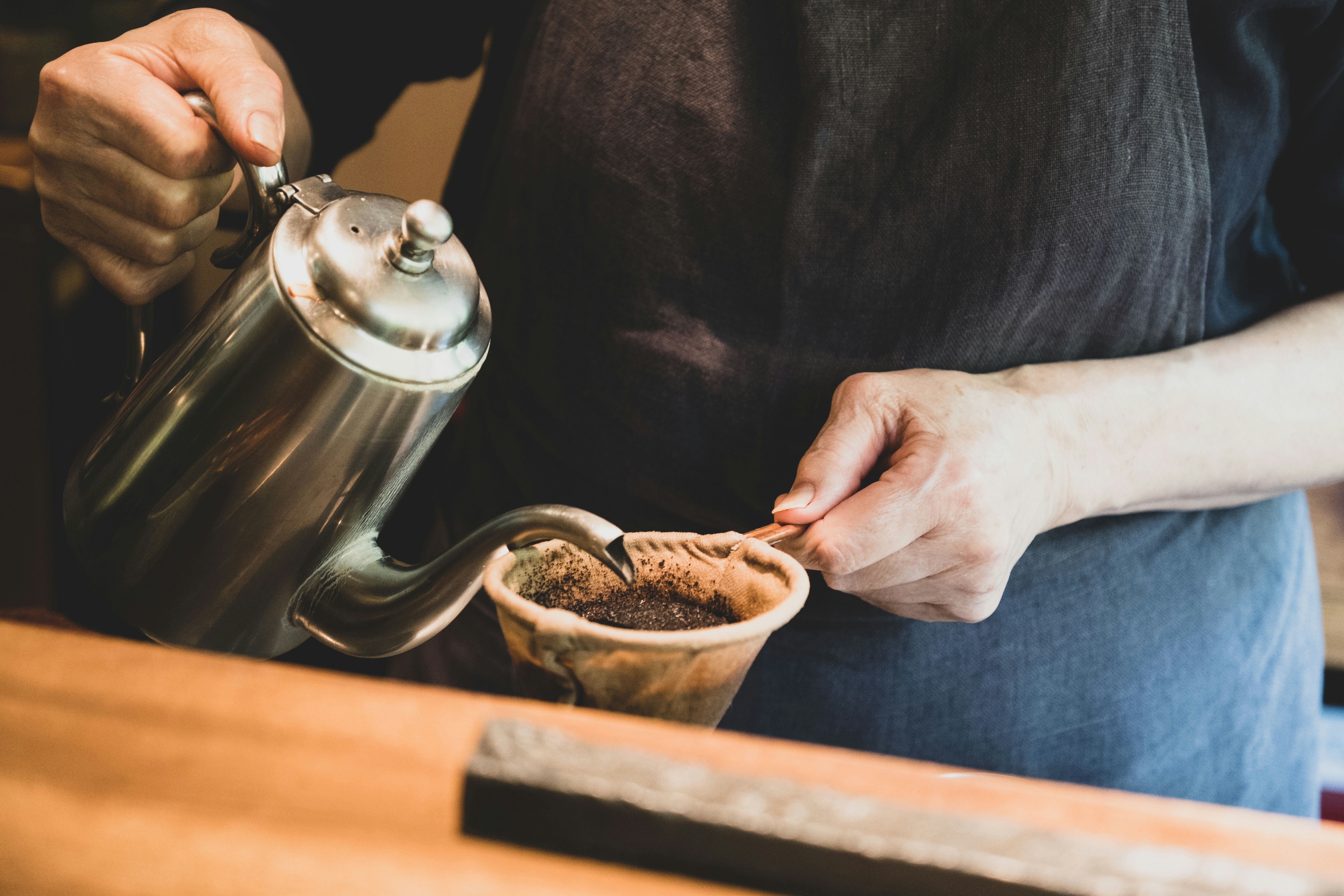 Man holding gray pitcher photo – Free Food Image on Unsplash