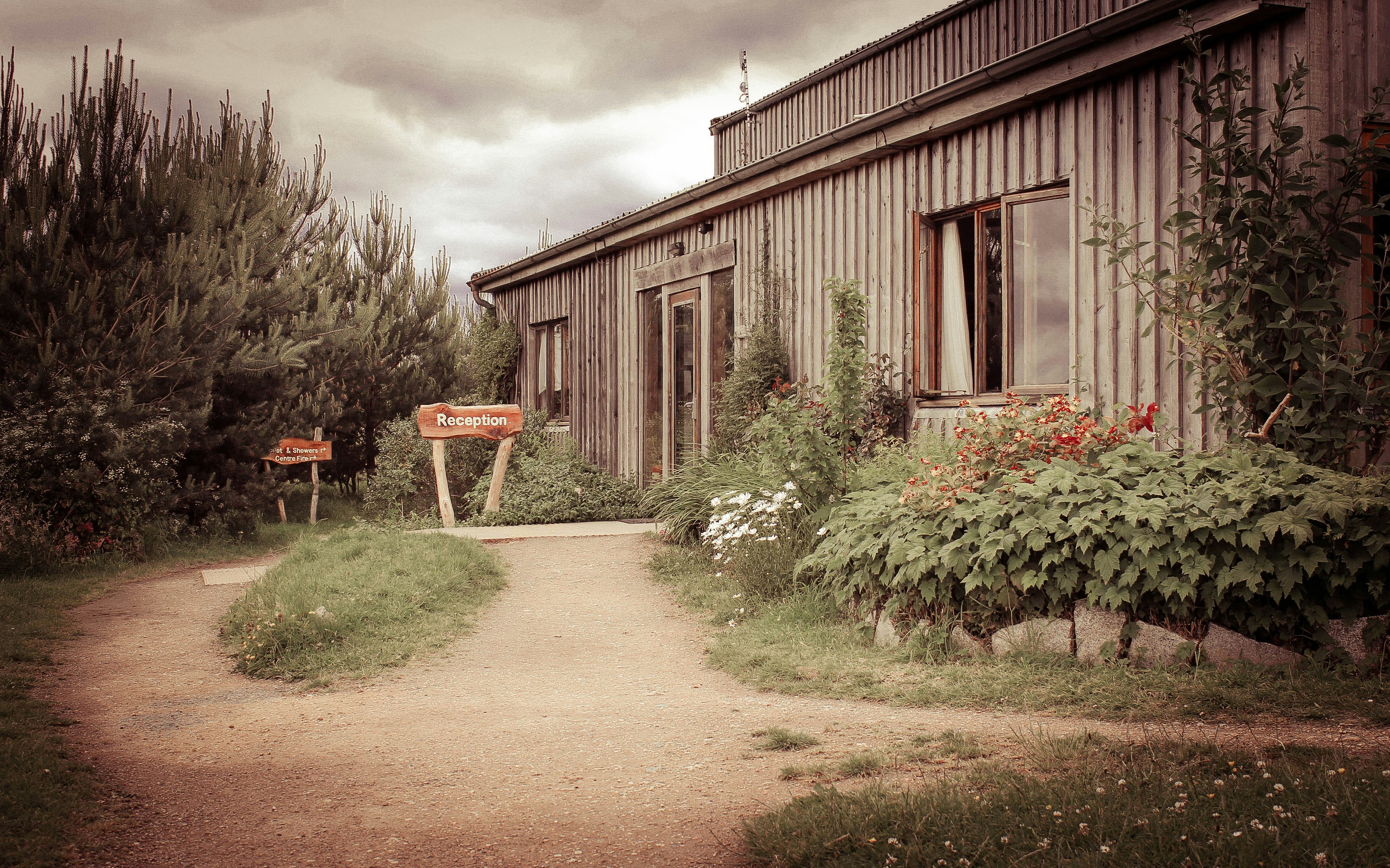 Weathered Barn and Garden Pathframe