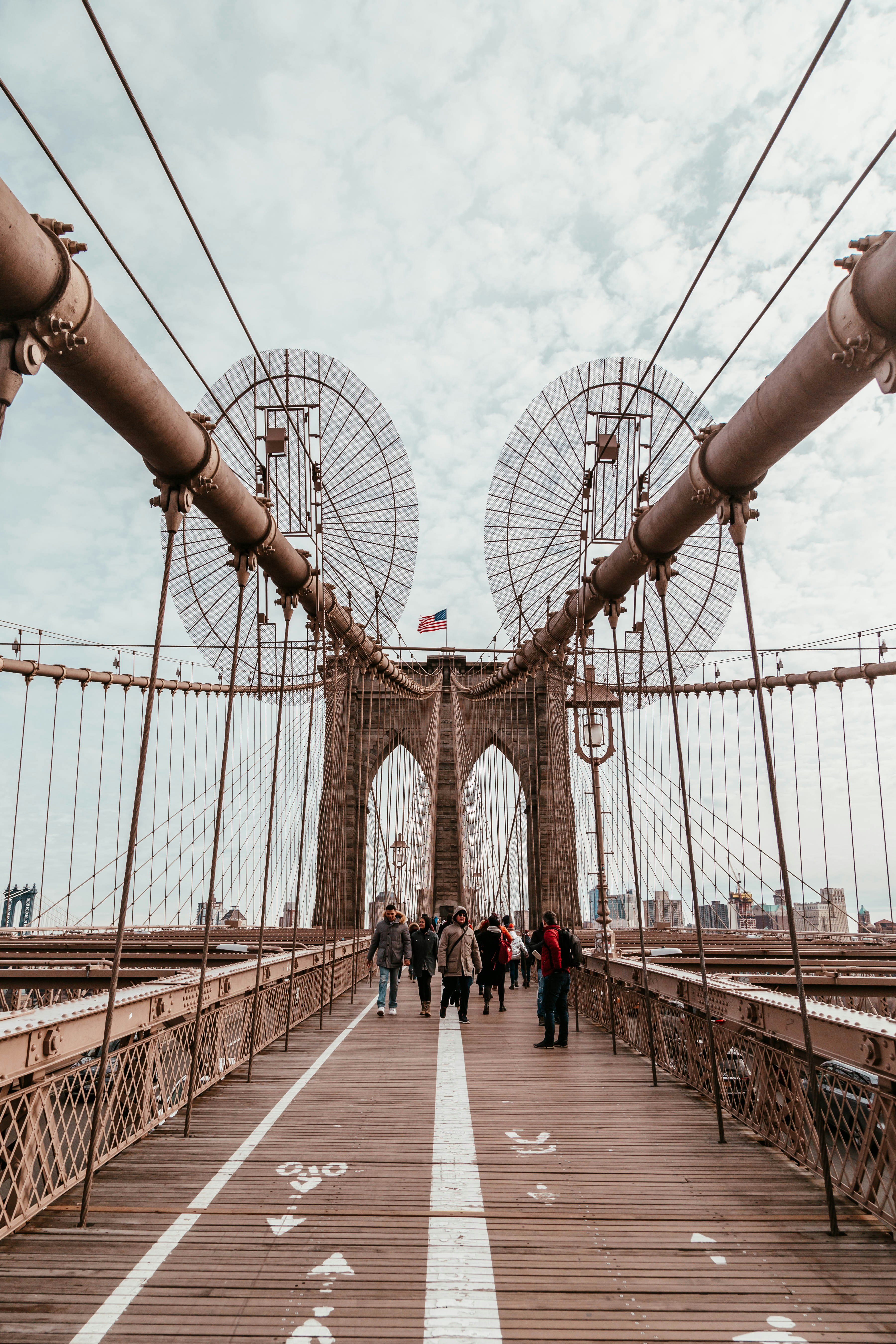 Group of people on bridge photo – Free Eua Image on Unsplash