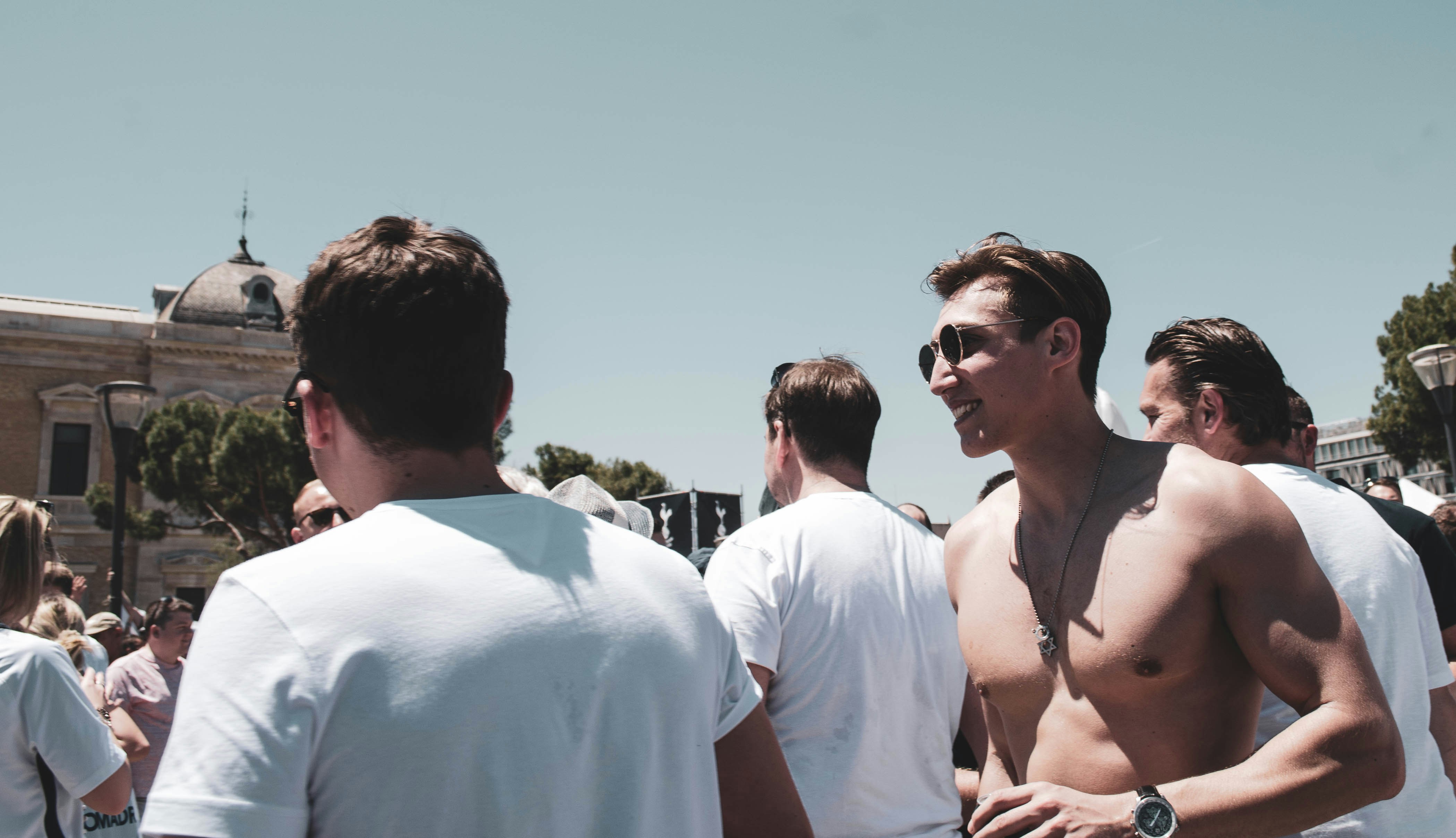 1500+ No Clothes Pictures | Download Free Images on Unsplash