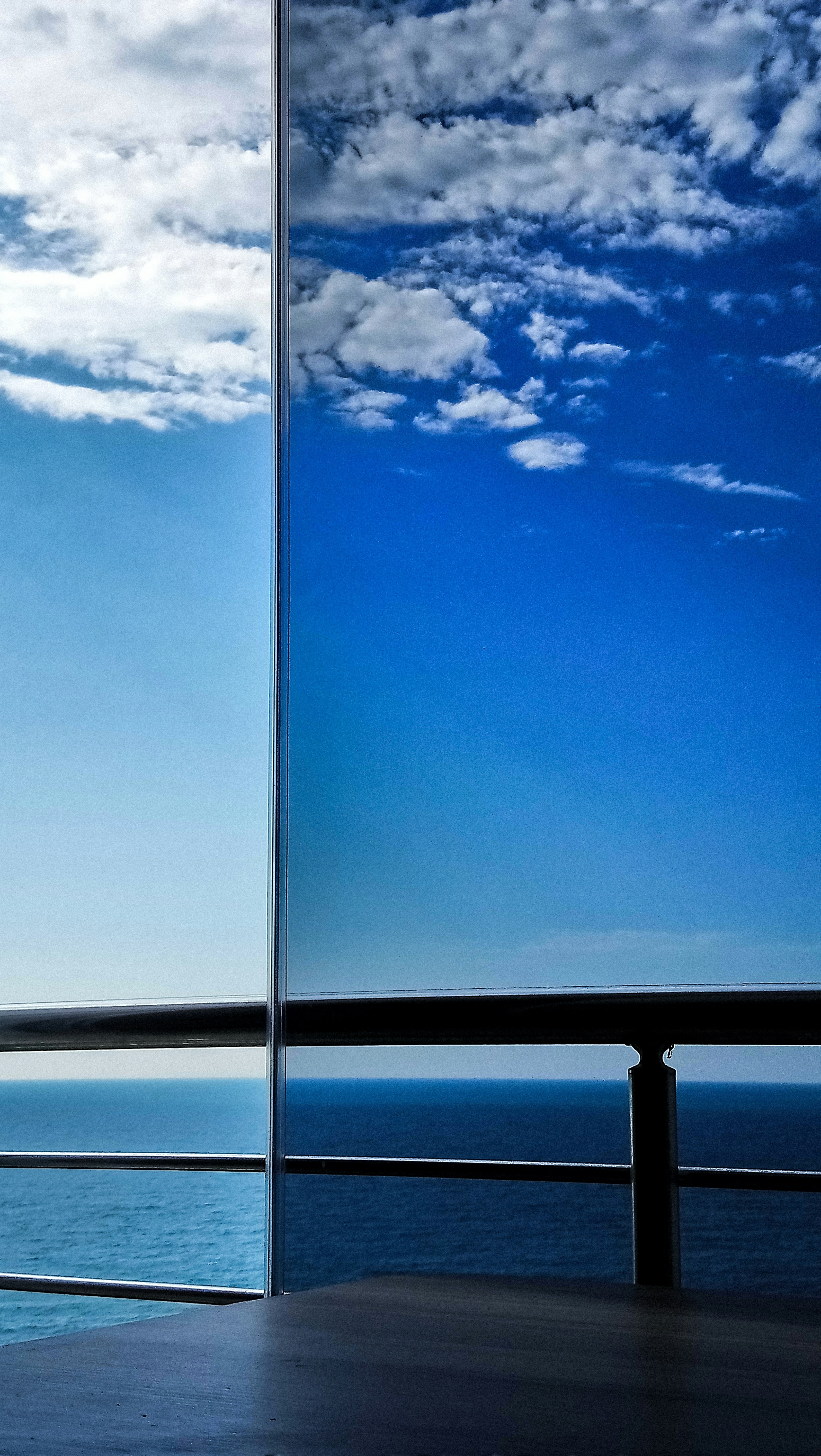 Seamless Sky Reflections