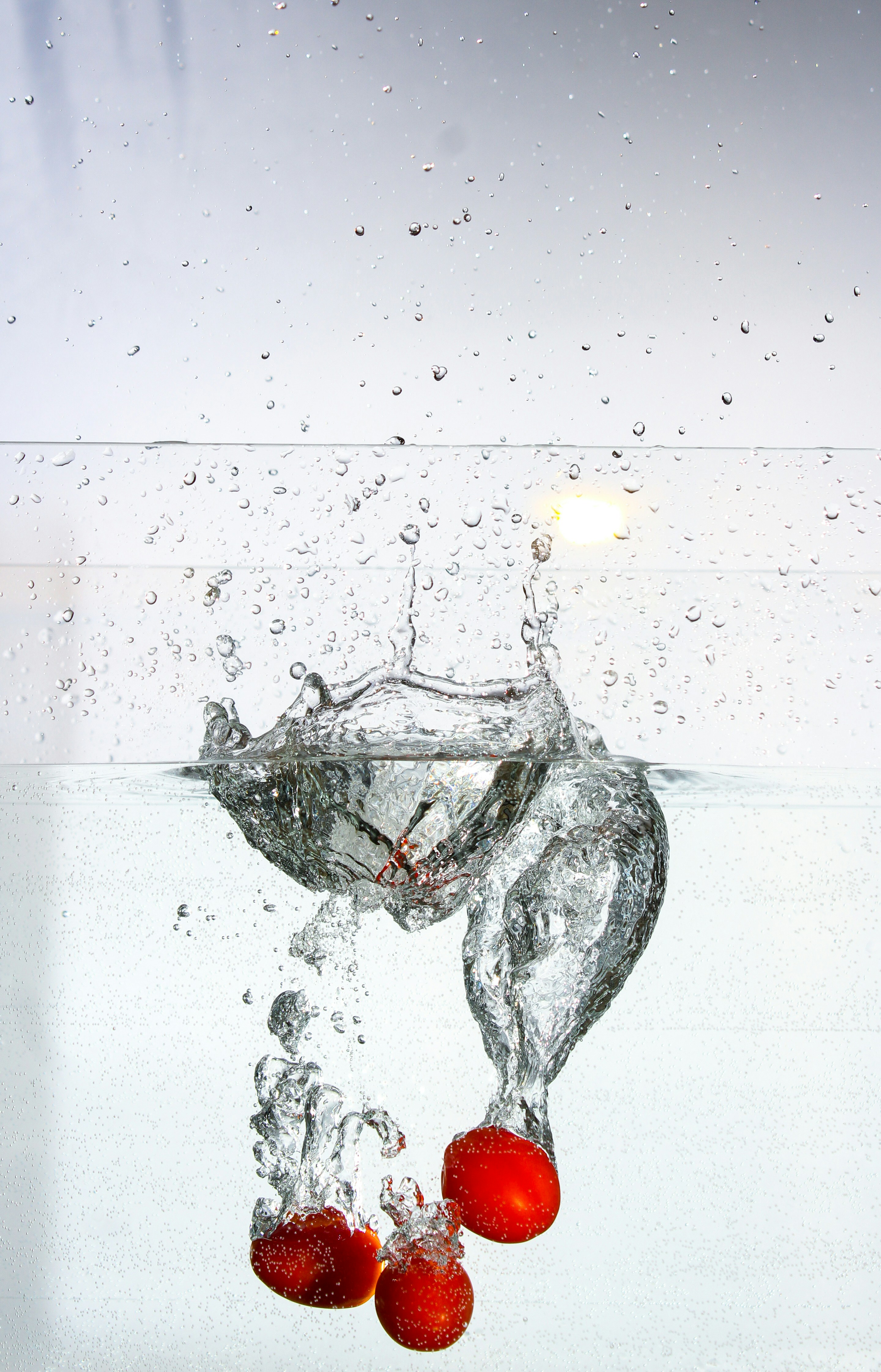 Water drop formation wallpaper photo – Free In motion Image on Unsplash