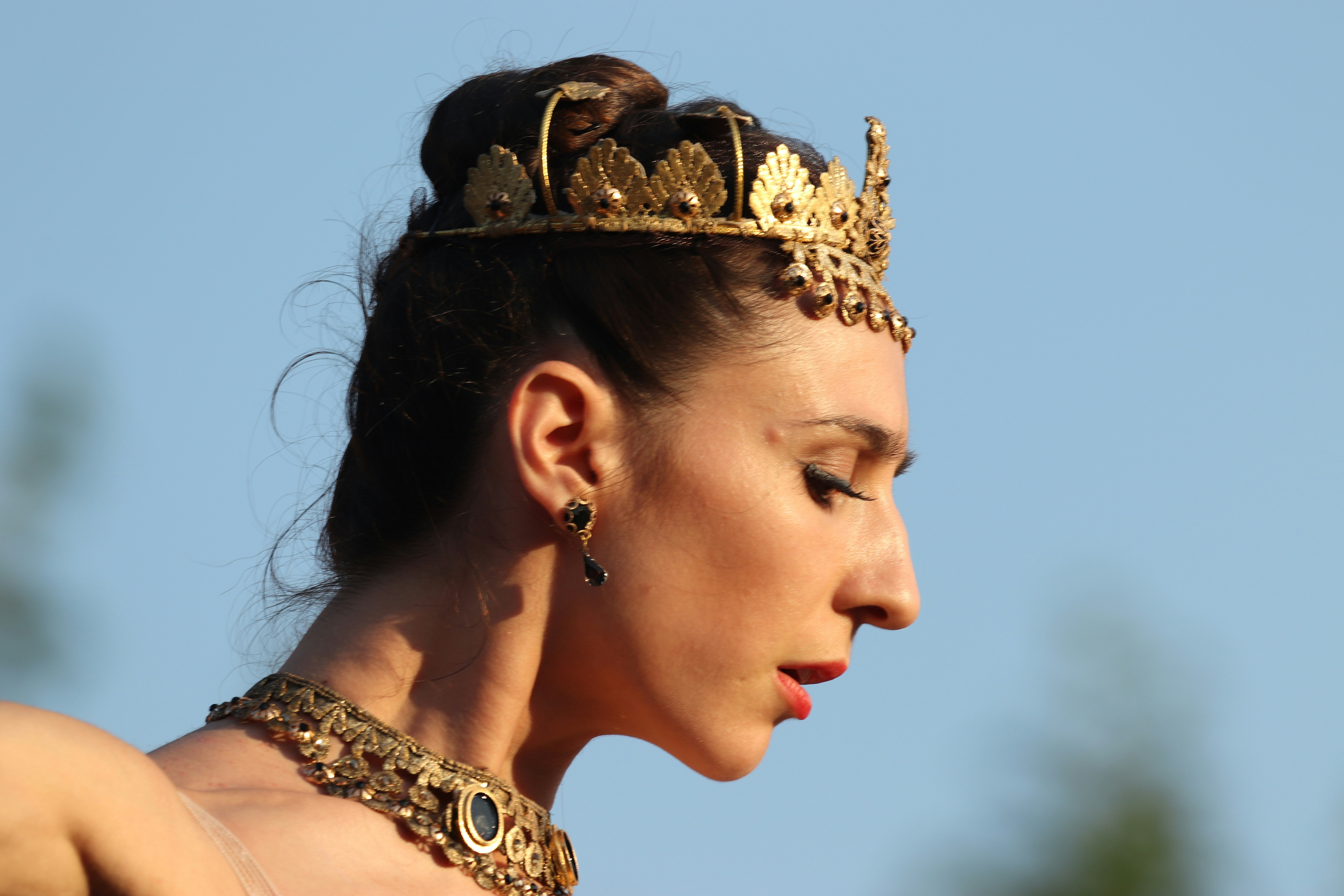 Queen Tahshaar Age Pictures | Download Free Images on Unsplash