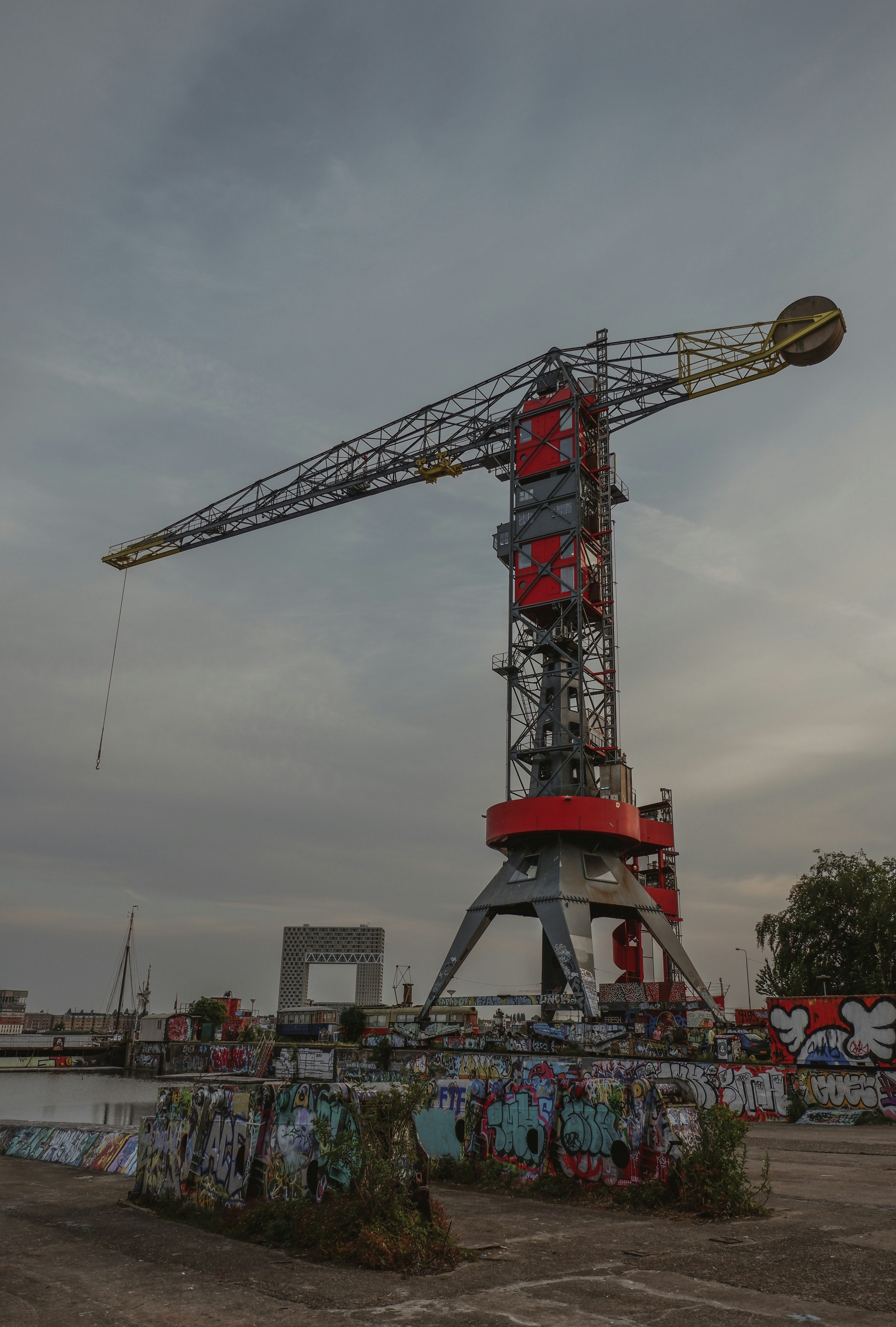 Définition de bec-de-grue | Dictionnaire français