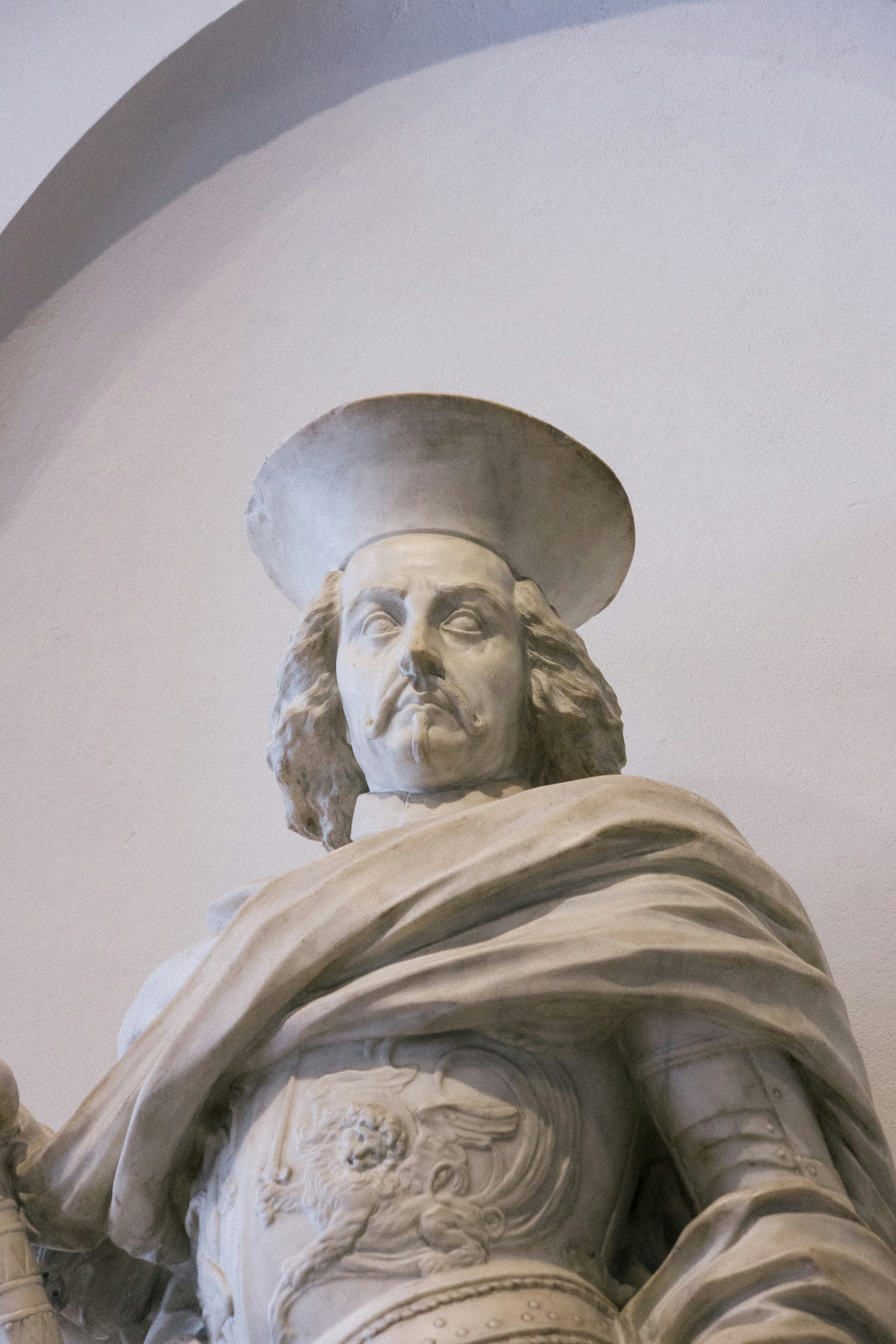 Foto zum Thema Mann-Statue – Kostenloses Bild zu Italien auf Unsplash
