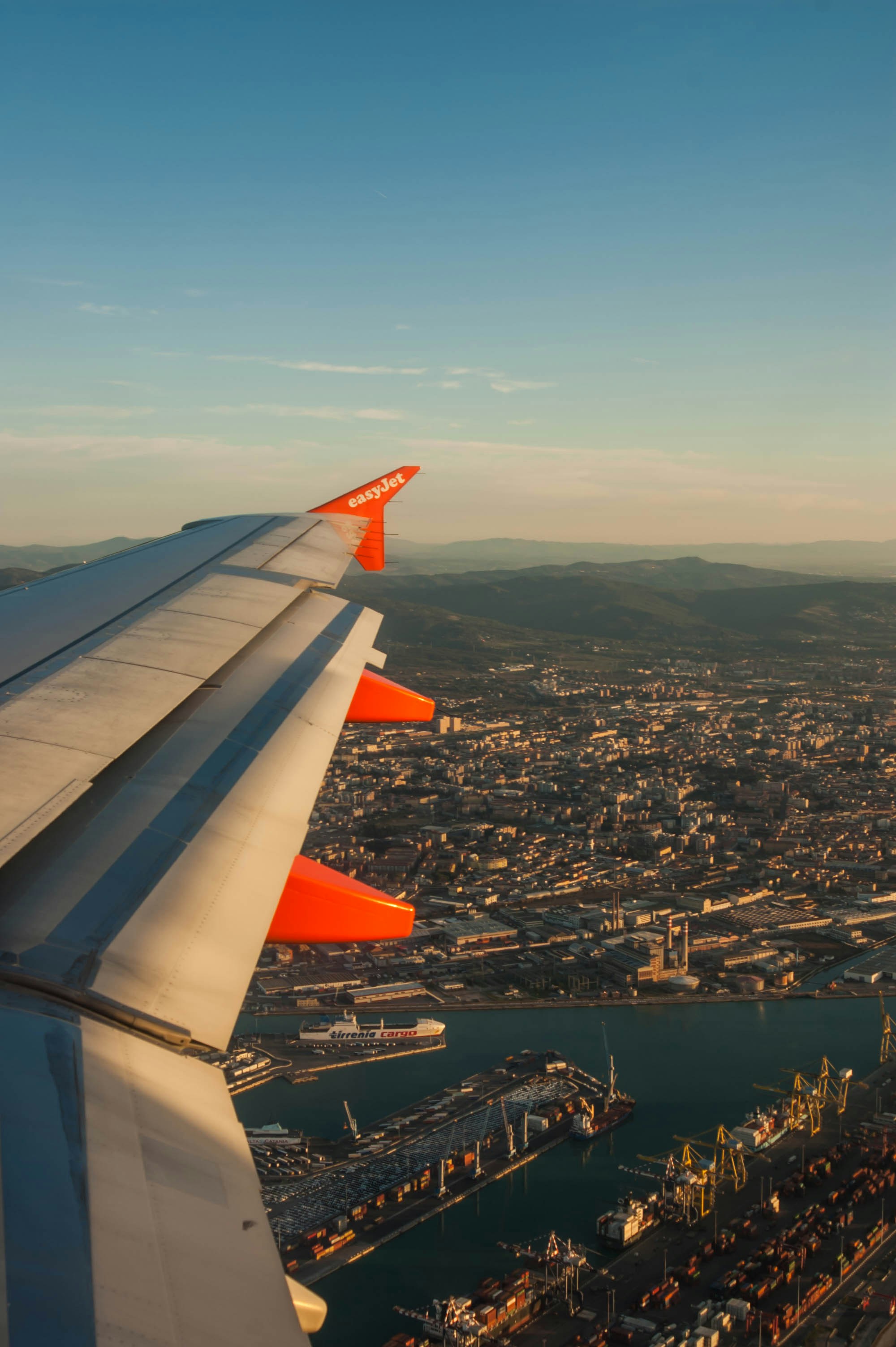 Easyjet Pictures | Download Free Images on Unsplash