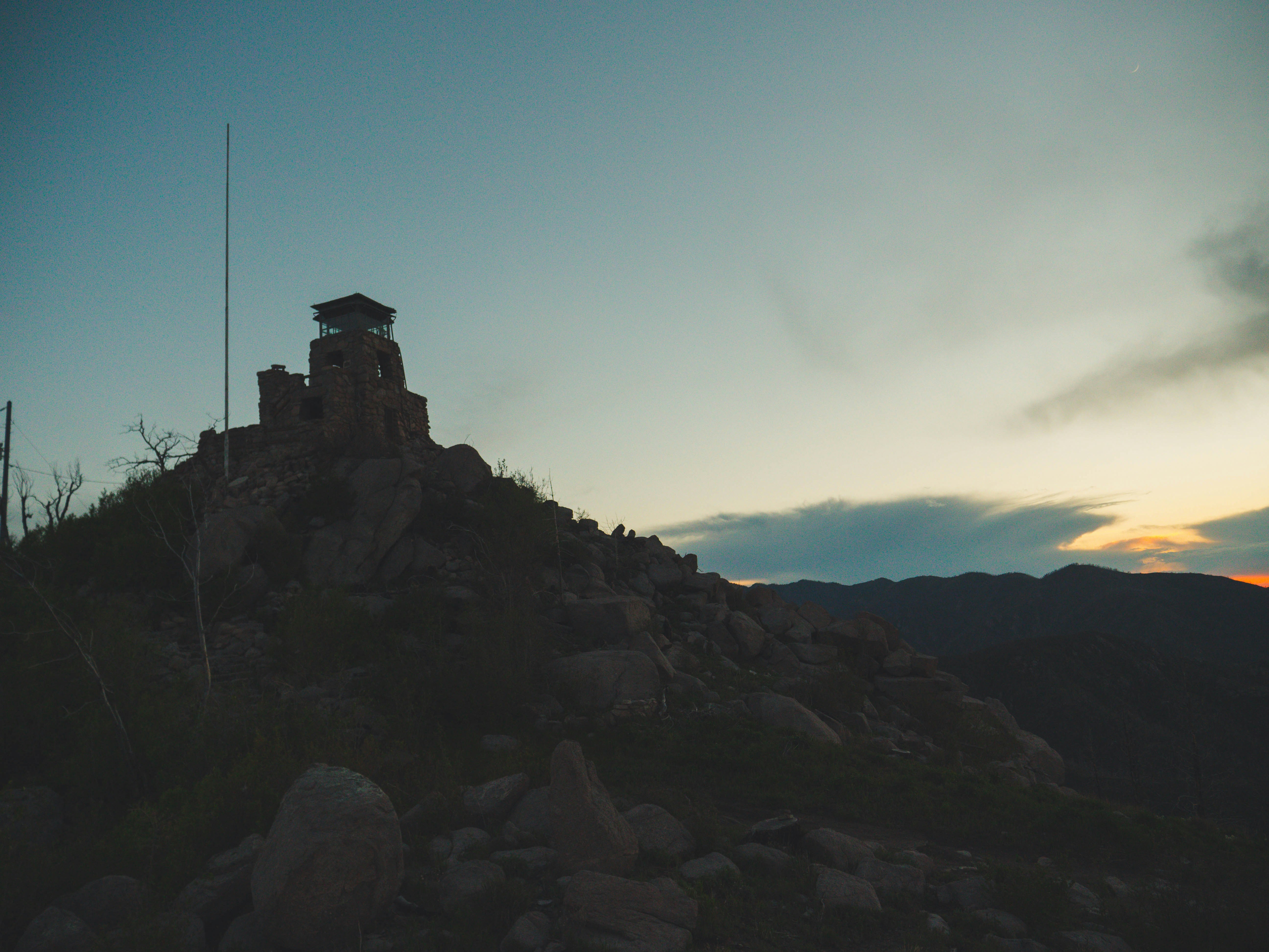 After a short hike we came to Monjeau fire lookout, perched on top of a mountain with views in every direction.
