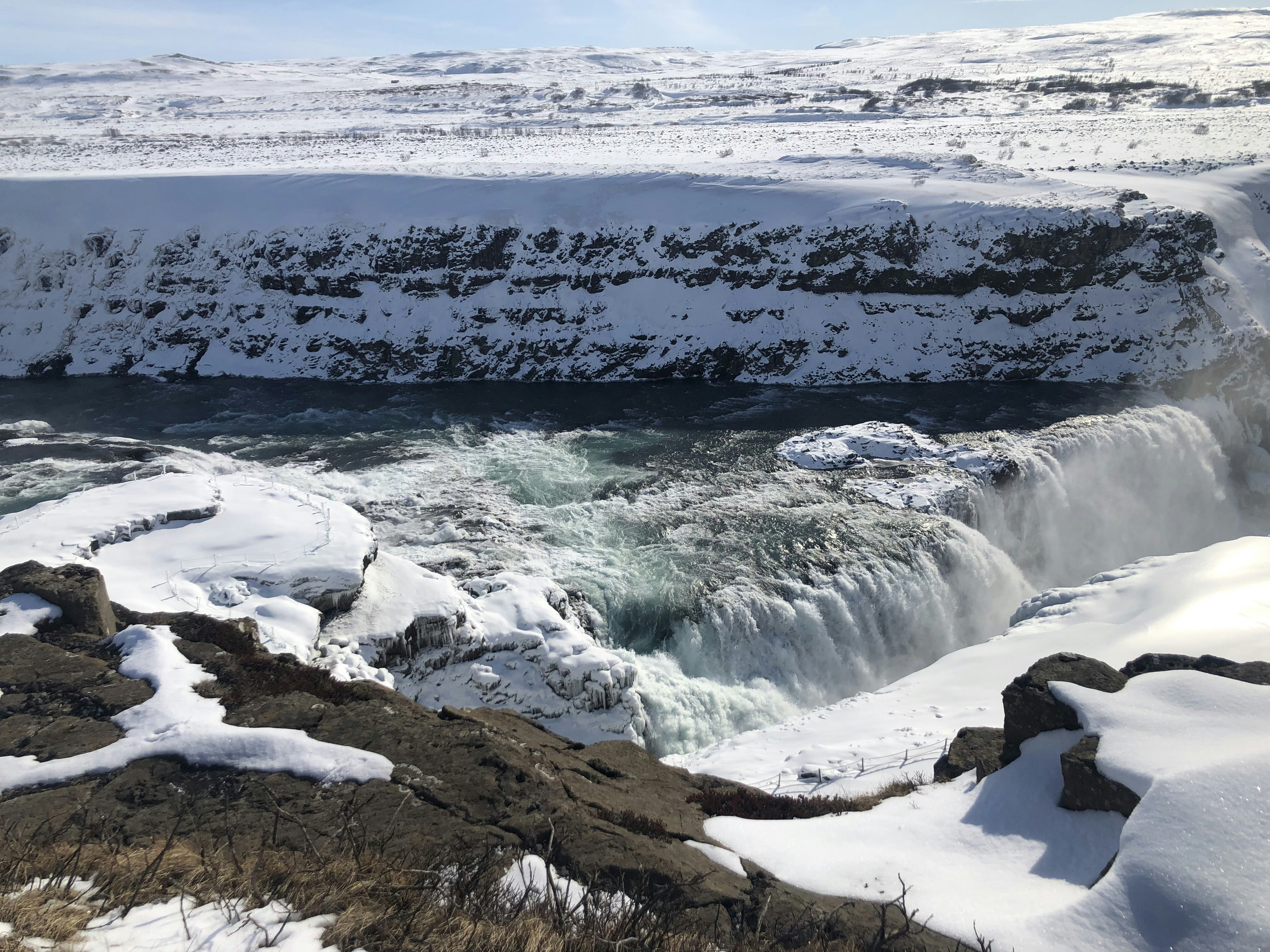 Snow covered water photo – Free Grey Image on Unsplash