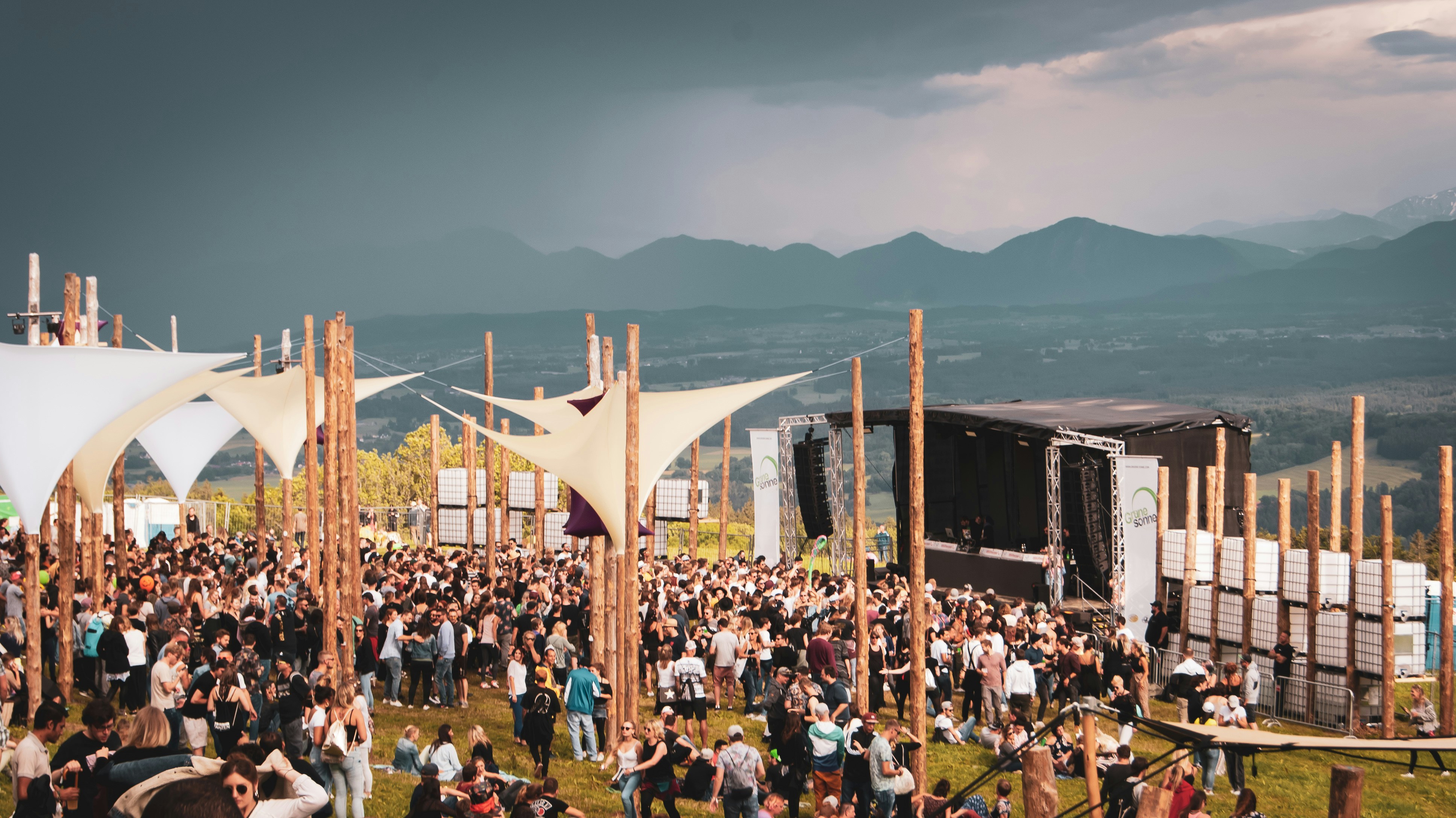 Outdoor Festival Pictures | Download Free Images on Unsplash