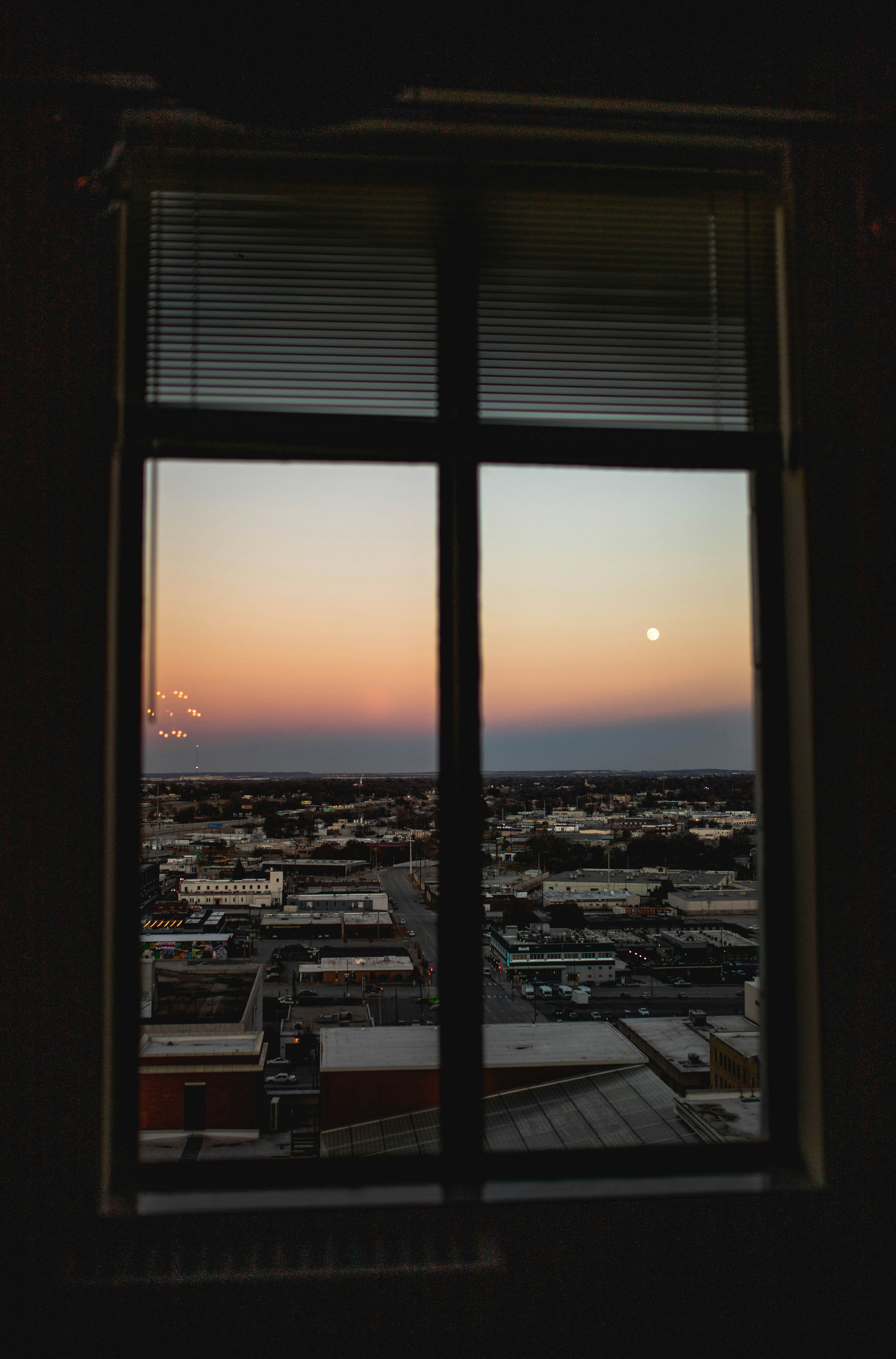 Office Window Pictures | Download Free Images on Unsplash