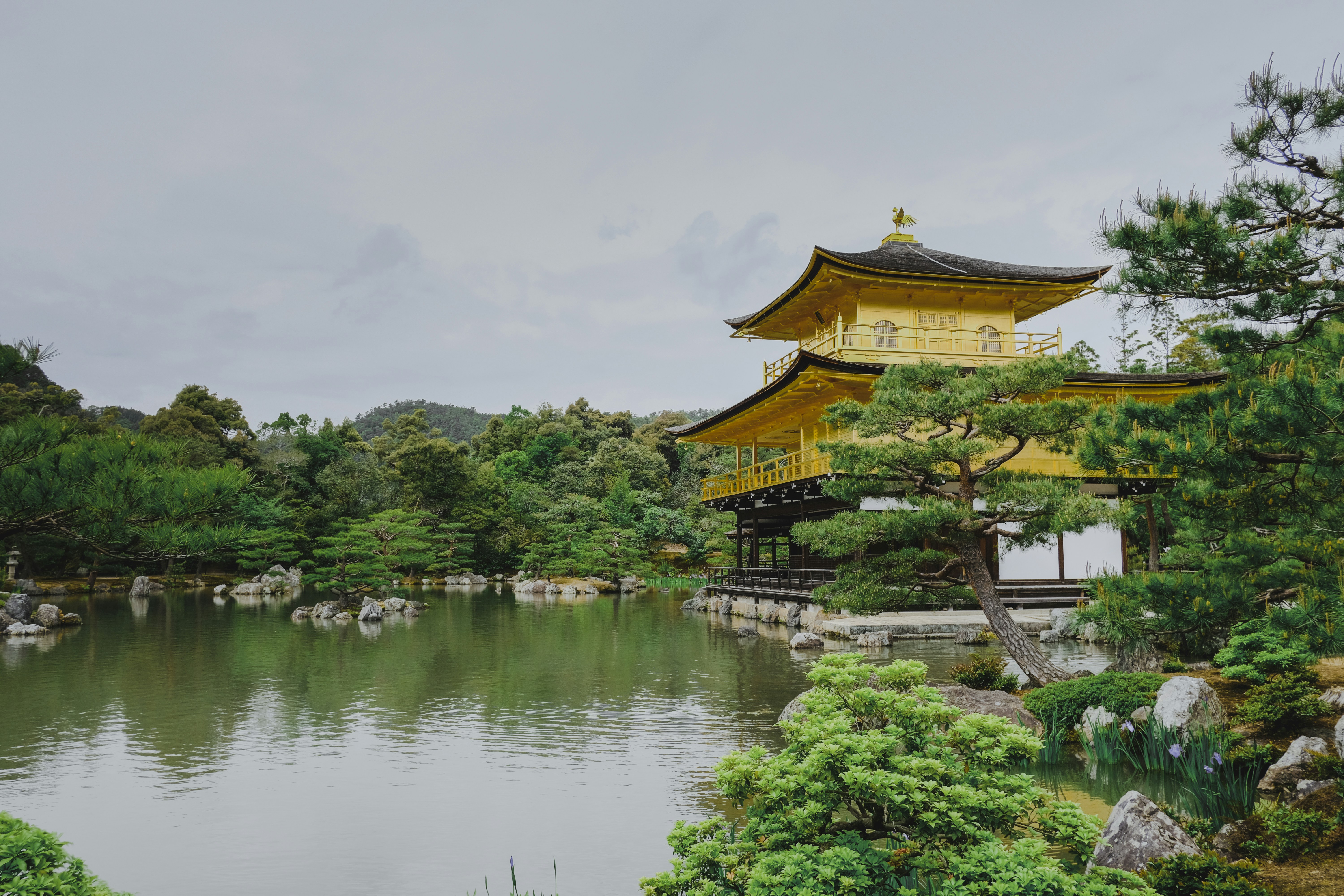 Yellow temple photo – Free Temple Image on Unsplash