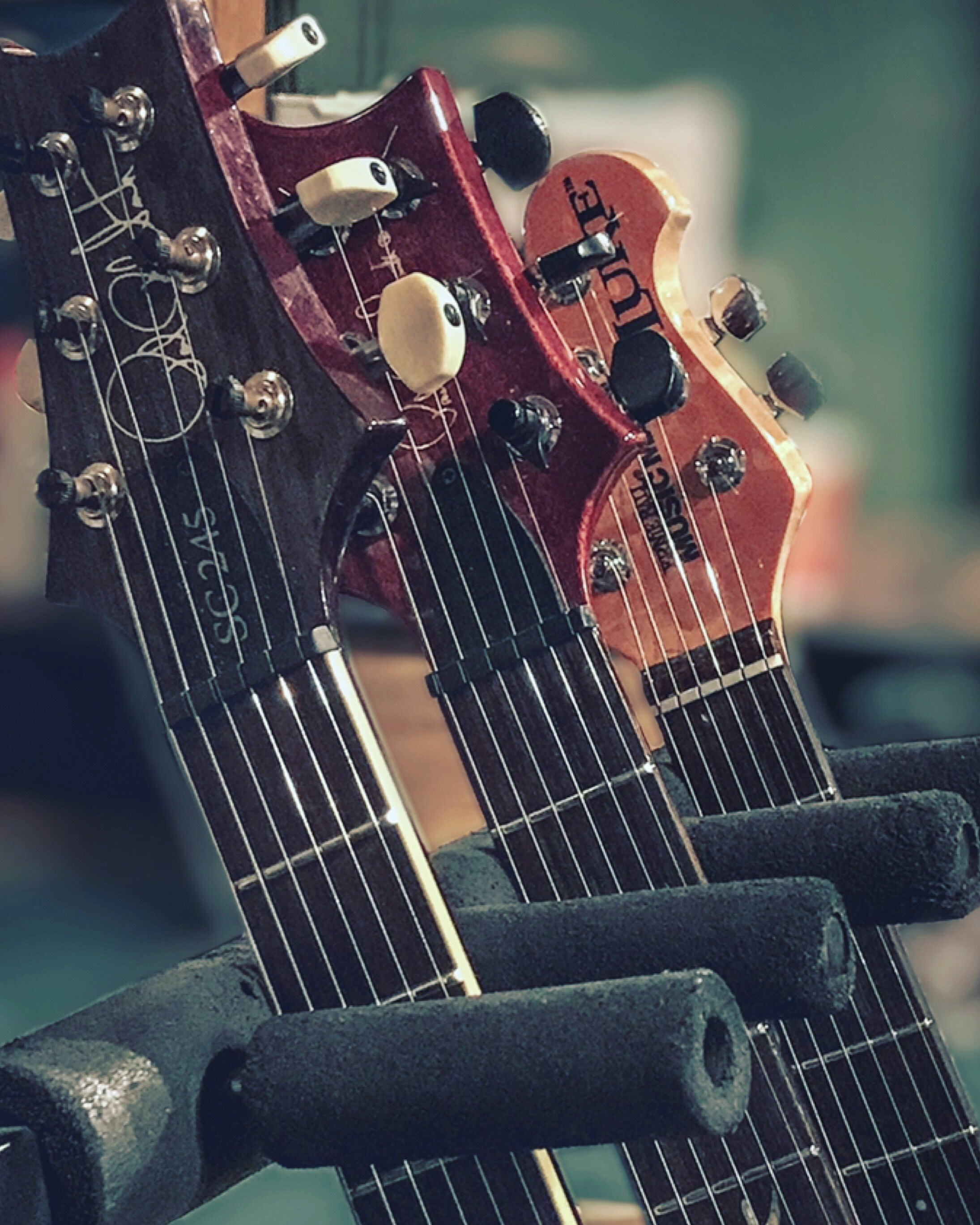 Israel Riojas (@wunsnarky) | Komunitas Foto Unsplash