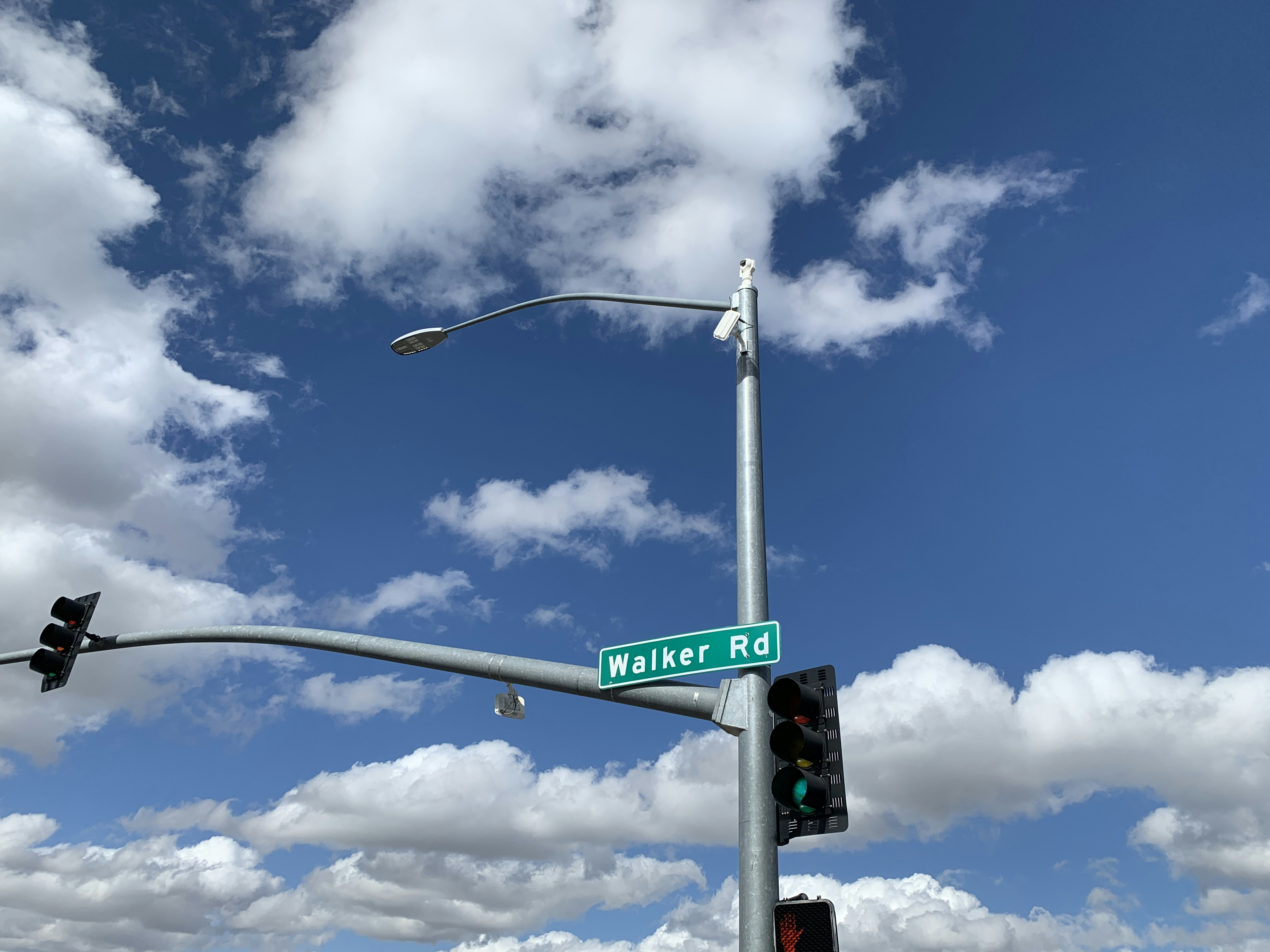Walker Rd road signage photo – Free Blue Image on Unsplash